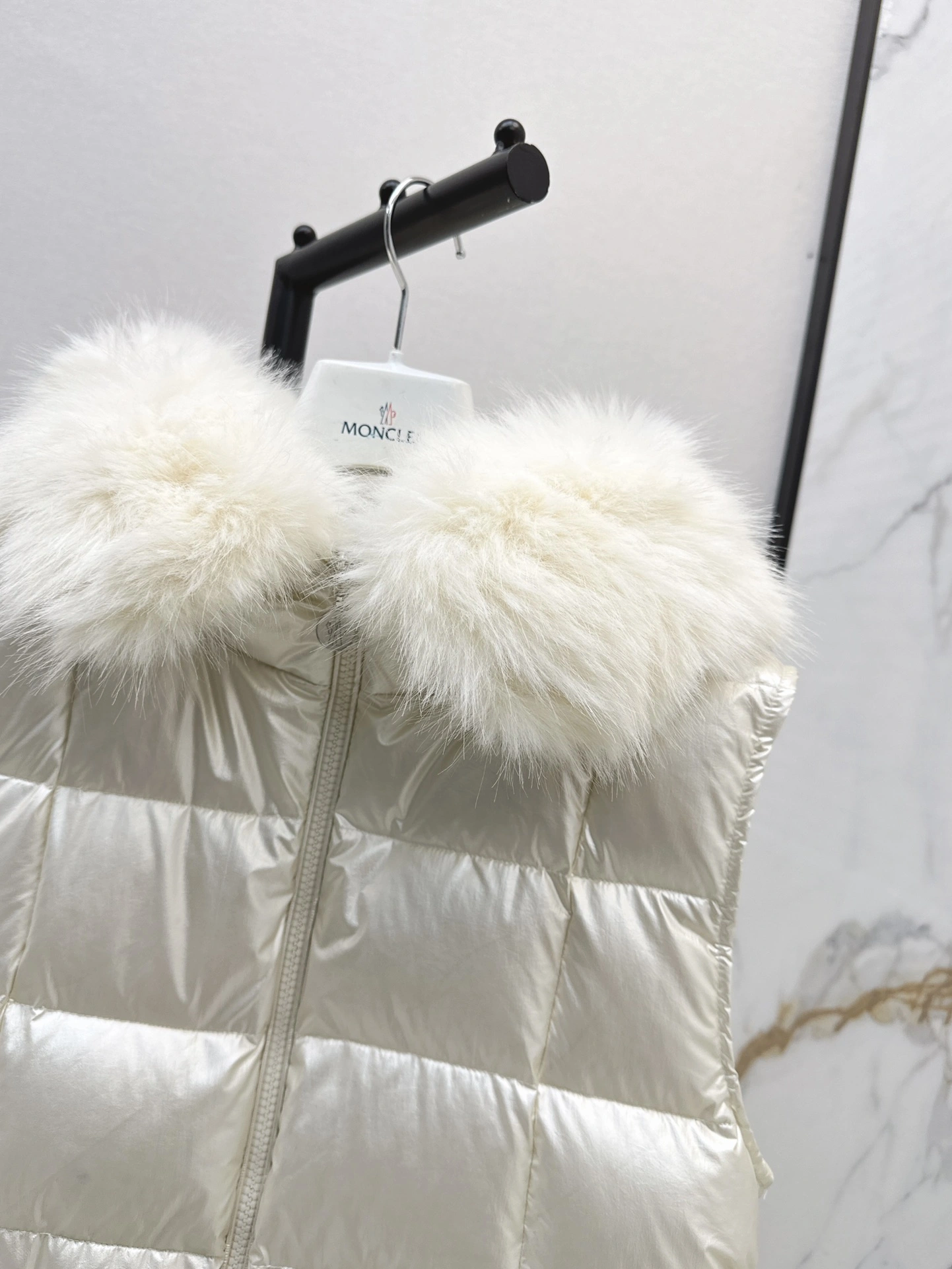 1:1 copy Moncler Down Jackets