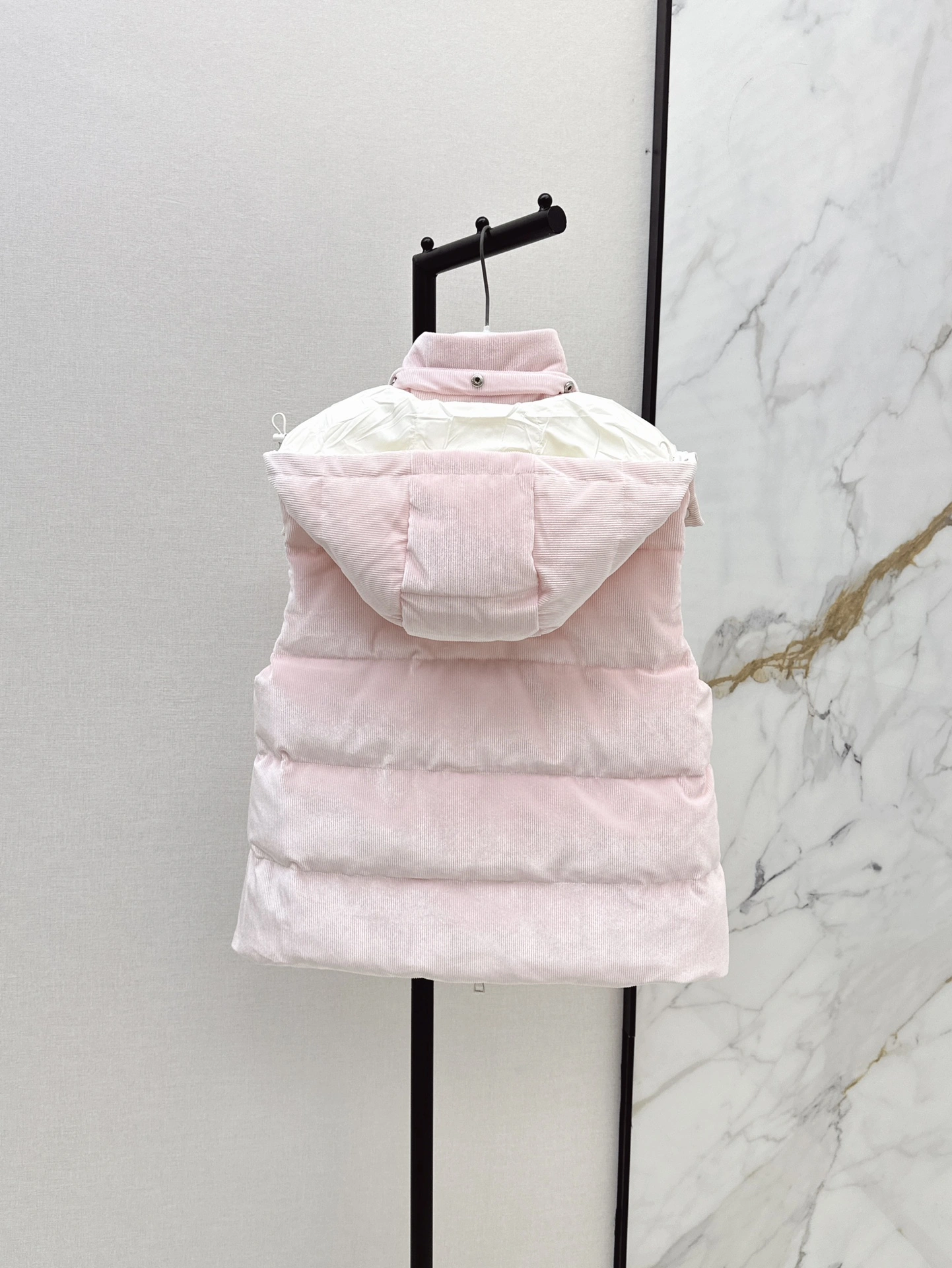 High fidelity Moncler Down Jackets