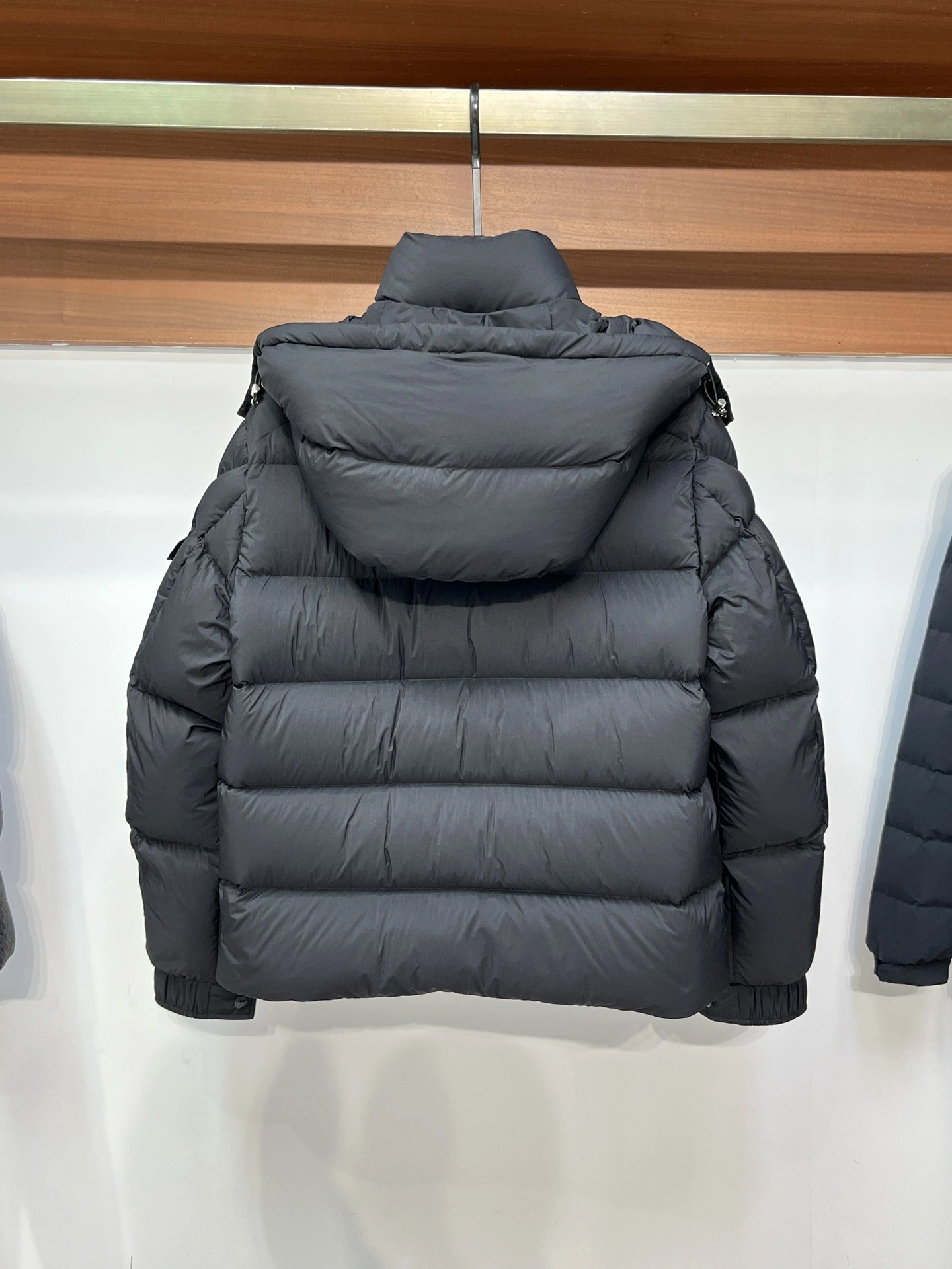 Cut-rate Moncler Down Jackets