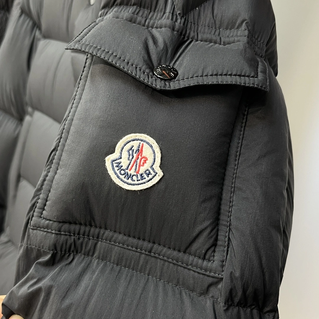 Cut-rate Moncler Down Jackets