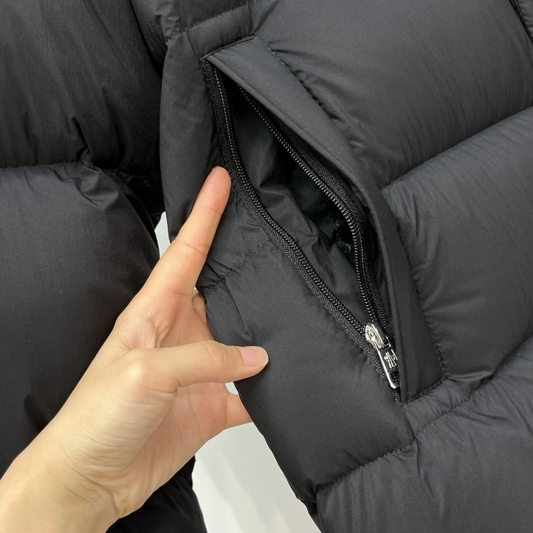 Cut-rate Moncler Down Jackets