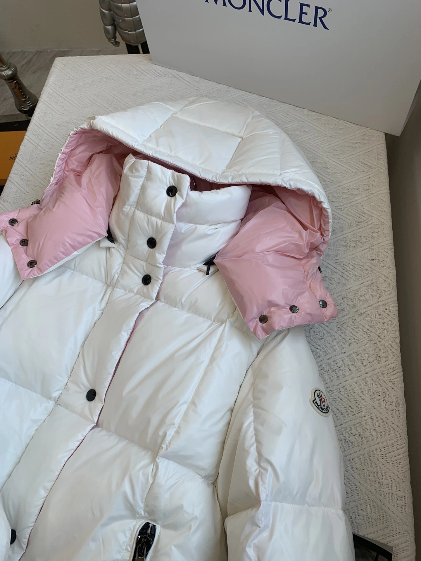 Accurate model Moncler Down Jackets
