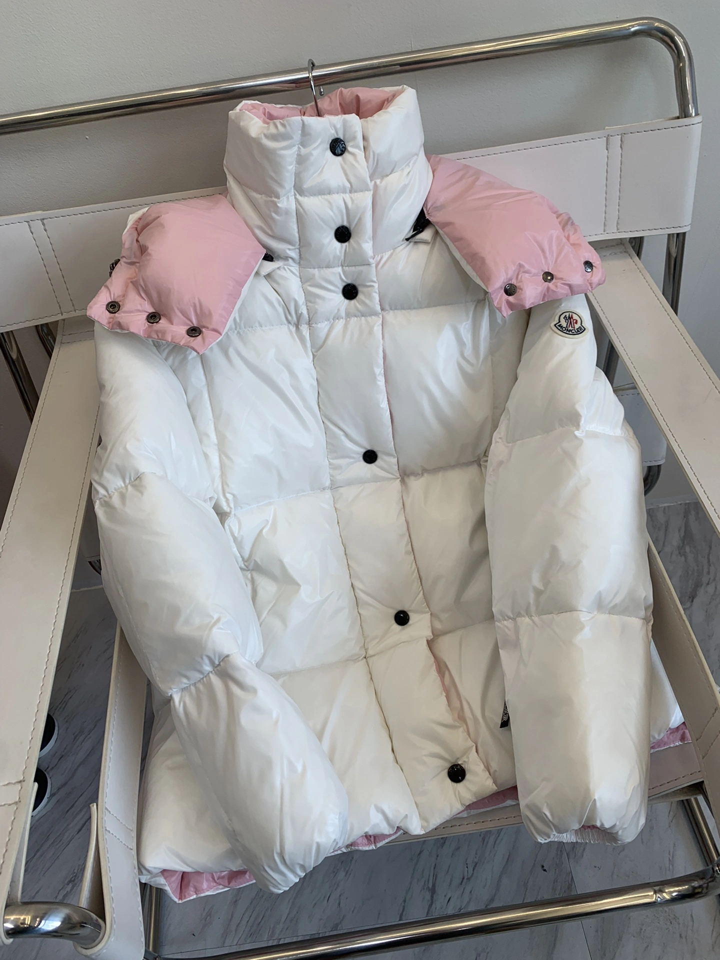 Accurate model Moncler Down Jackets