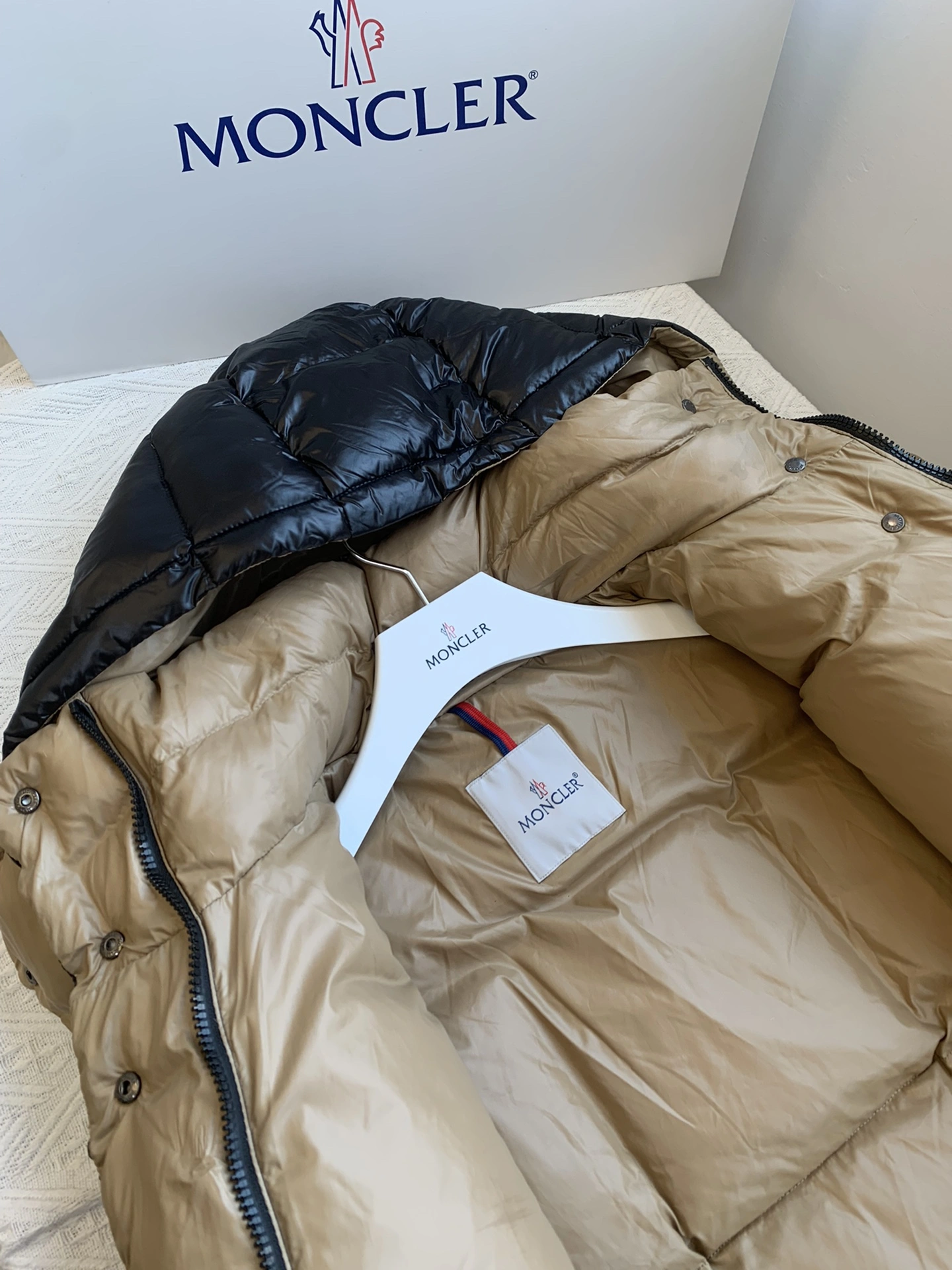 Bargain Moncler Down Jackets