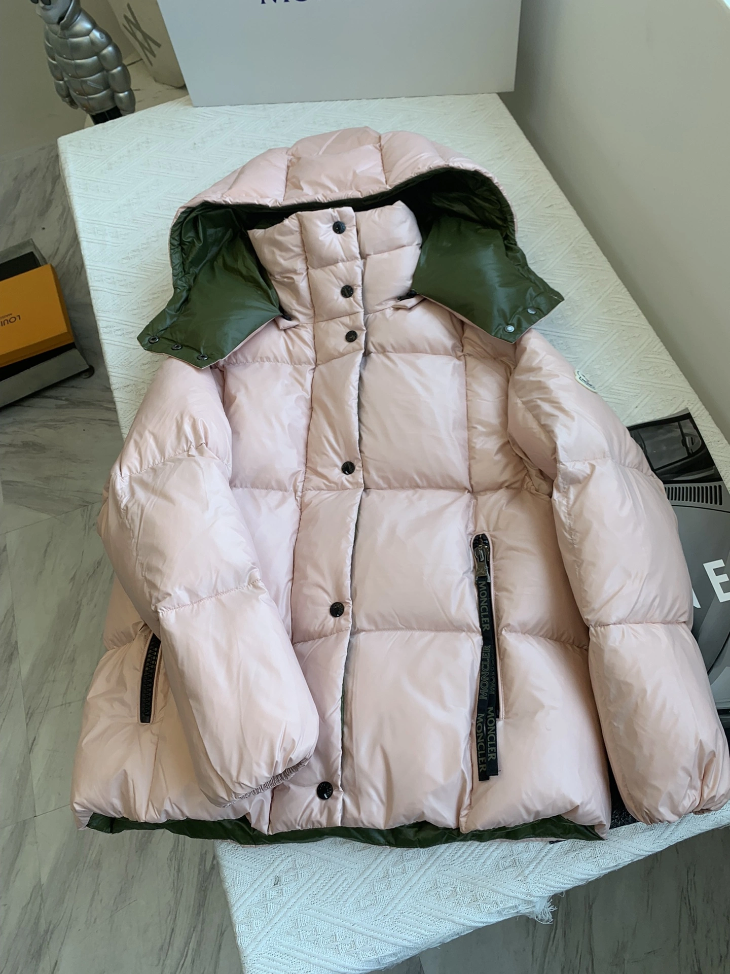 Perfect replica Moncler Down Jackets