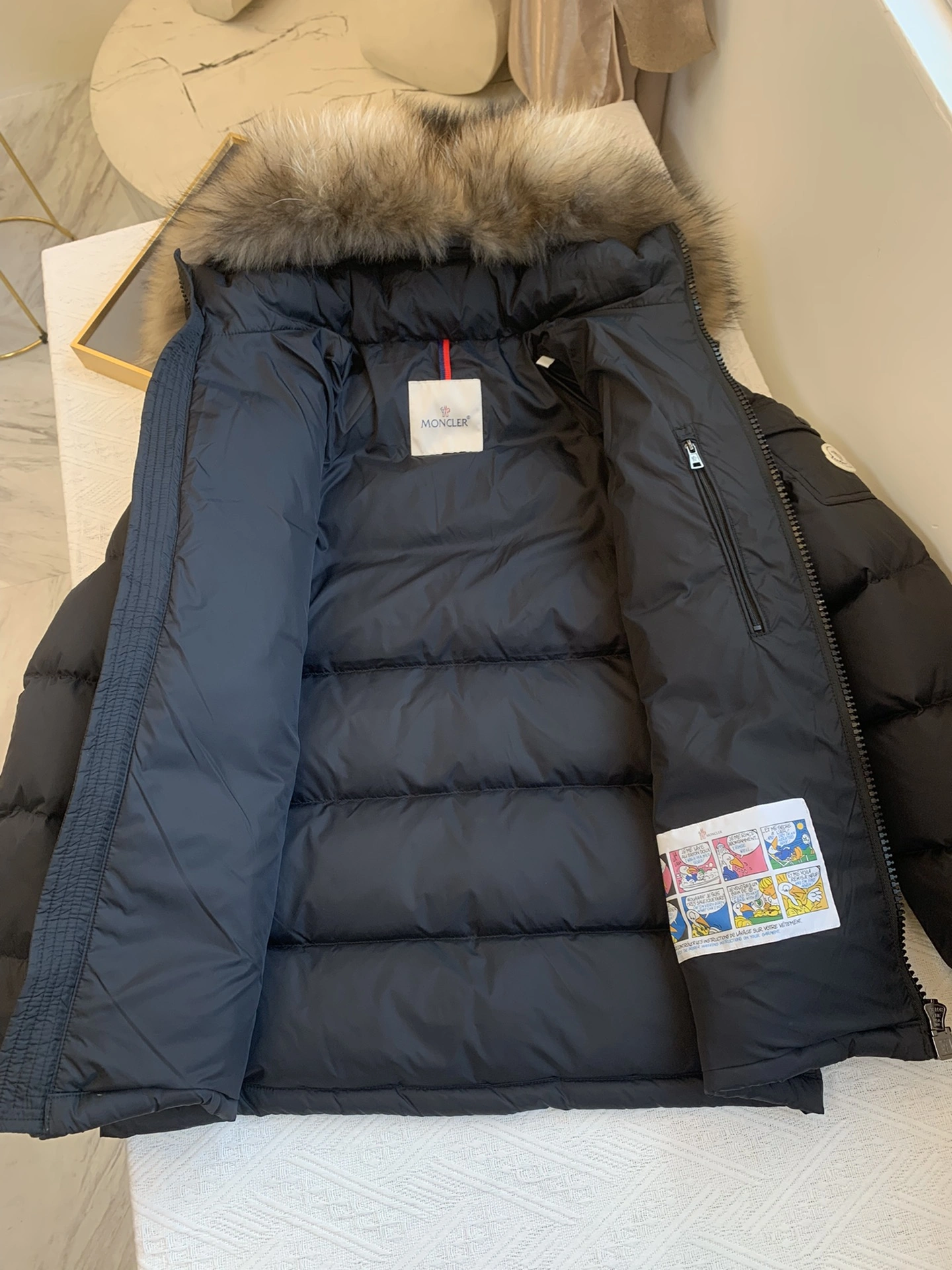 Official Moncler Down Jackets