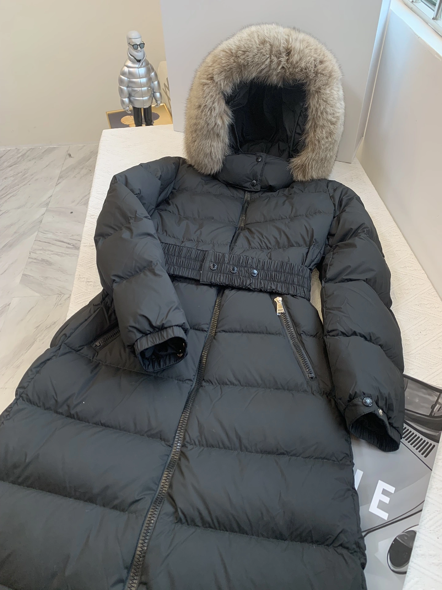 Exact replica Moncler Down Jackets
