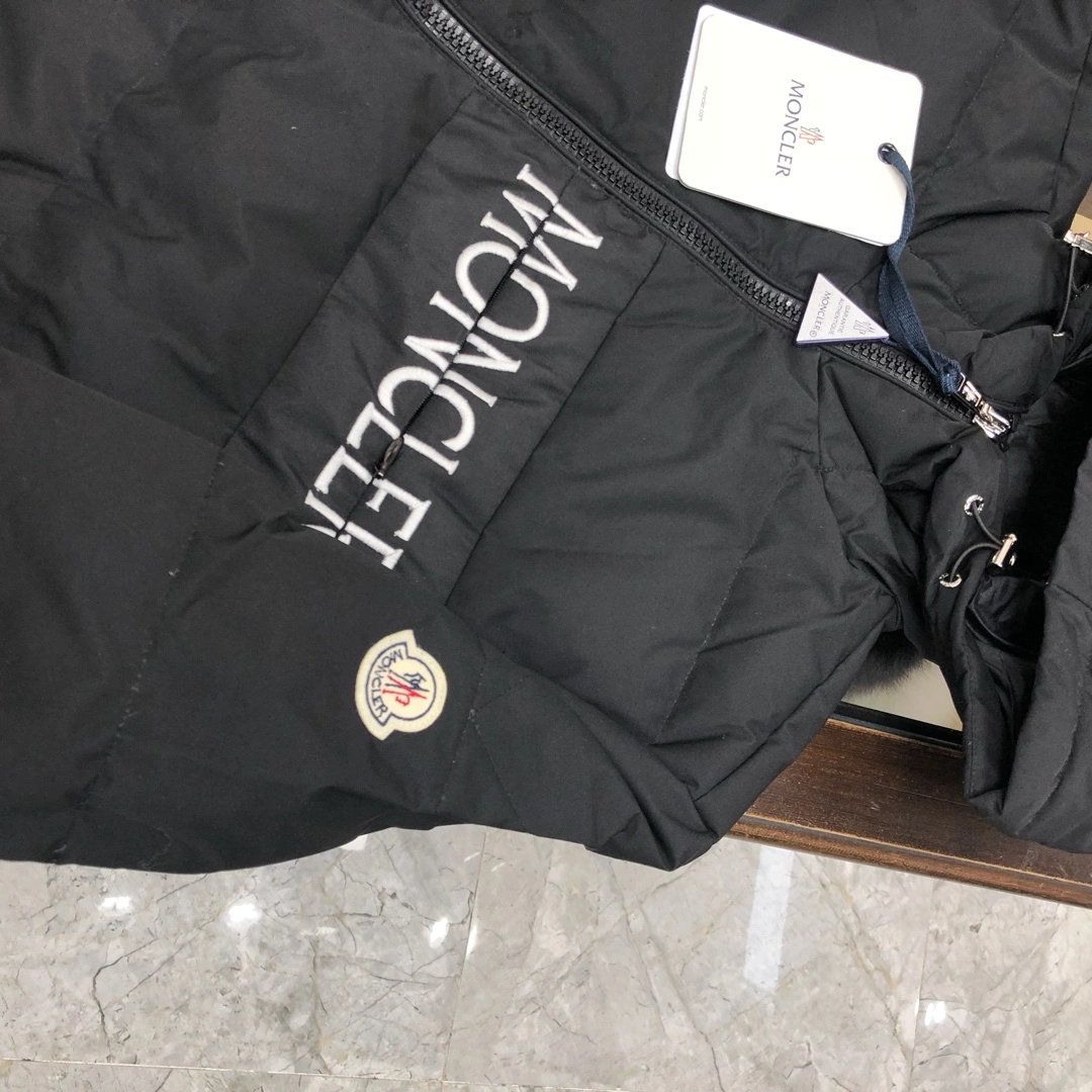 Bargain Moncler Down Jackets
