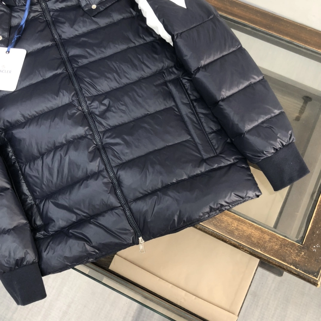 Low-cost Moncler Down Jackets