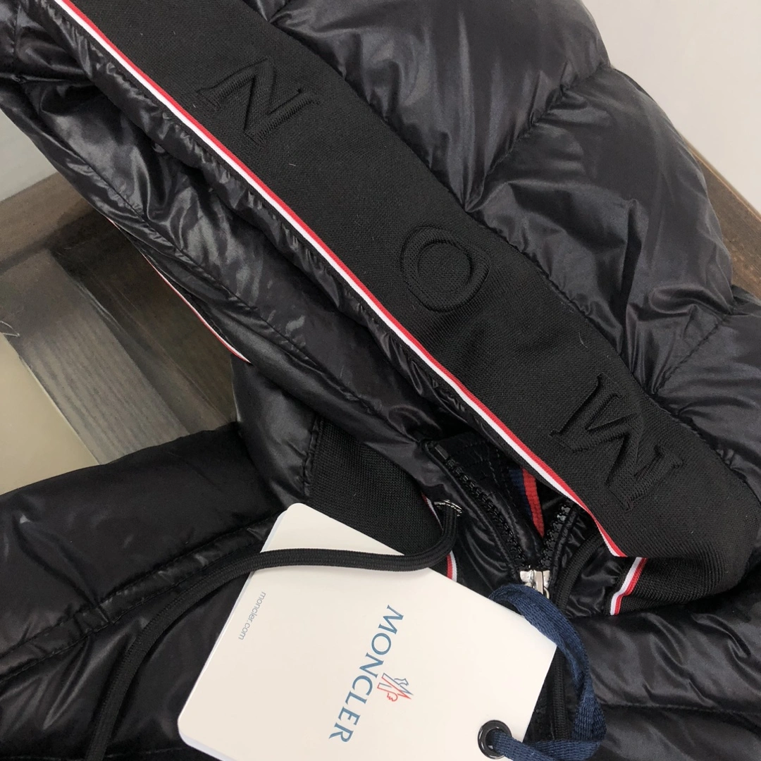 1:1 copy Moncler Down Jackets