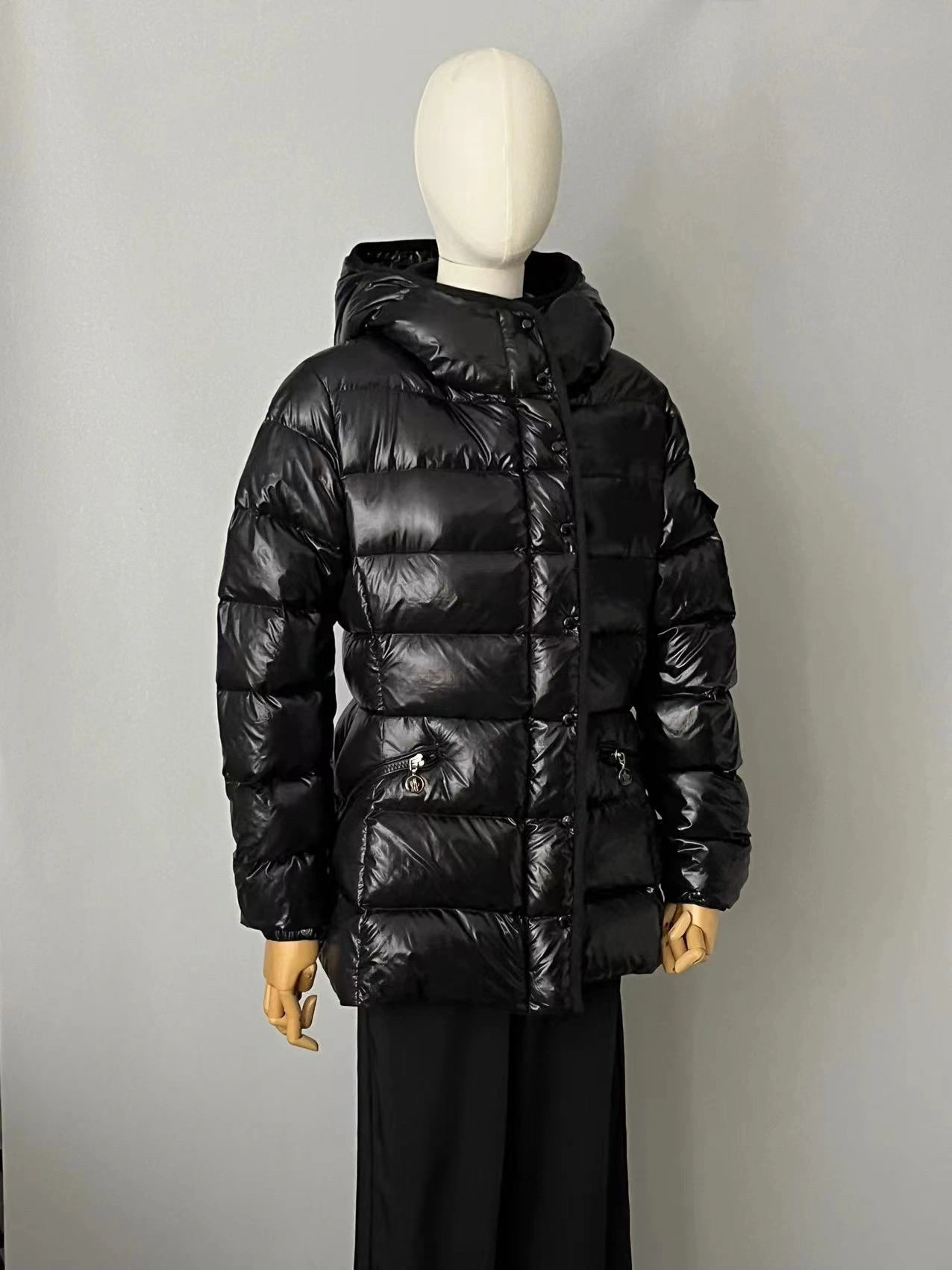 Low-cost Moncler Down Jackets
