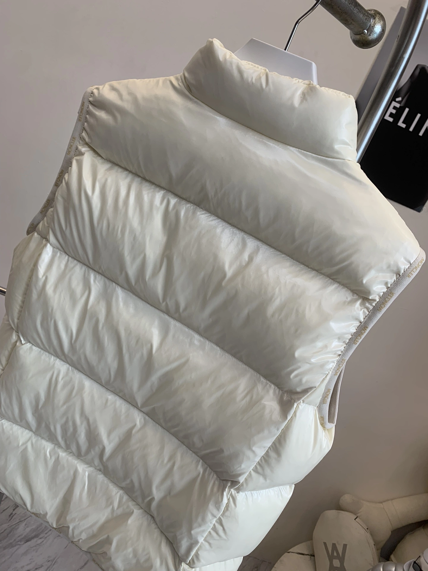 Inexpensive Moncler Down Jackets