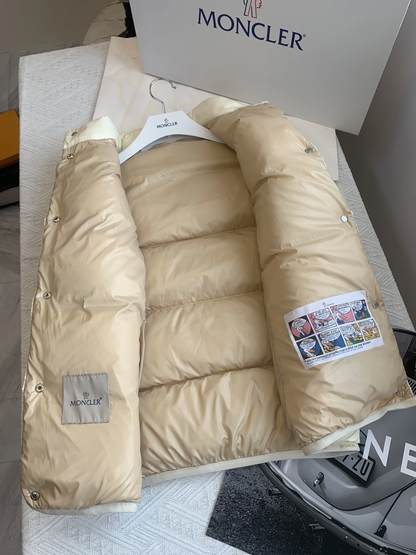 Inexpensive Moncler Down Jackets