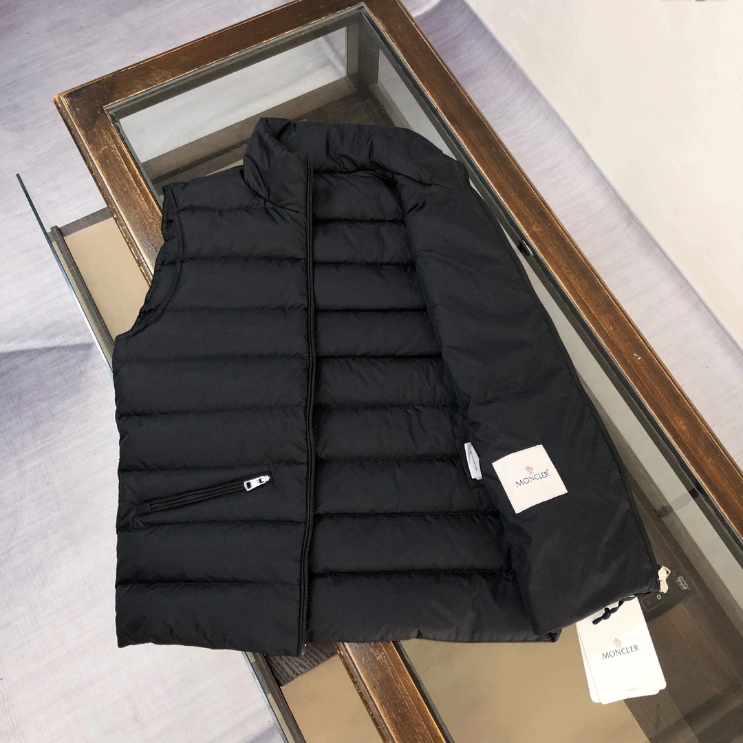 Exact replica Moncler Down Jackets