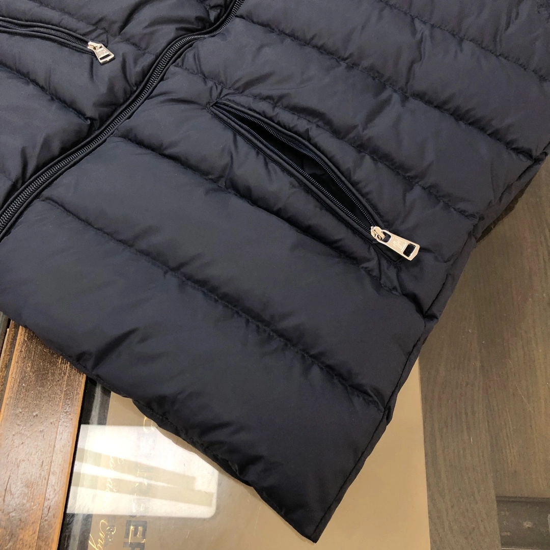 1:1 copy Moncler Down Jackets