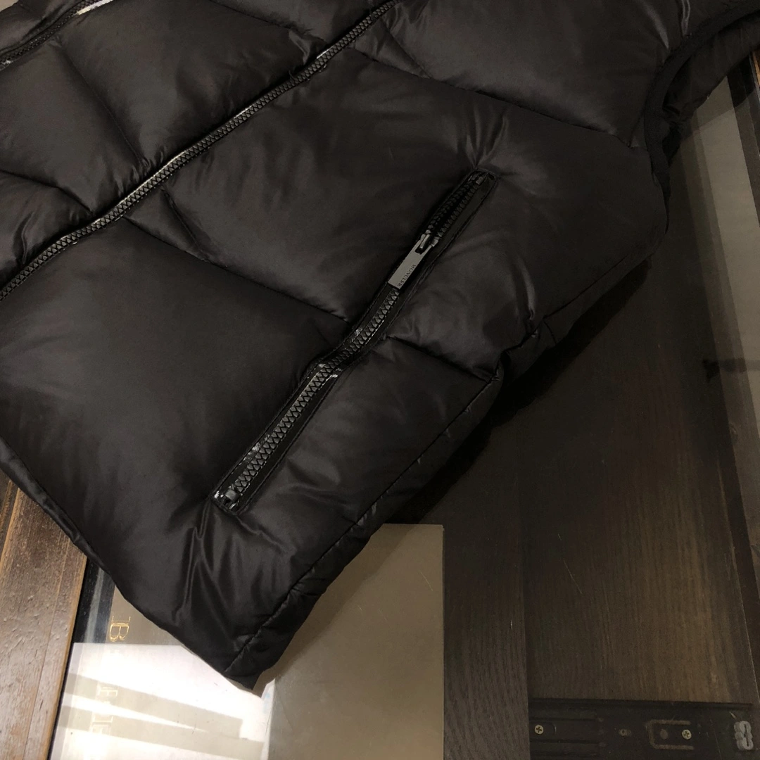 Exact replica Moncler Down Jackets
