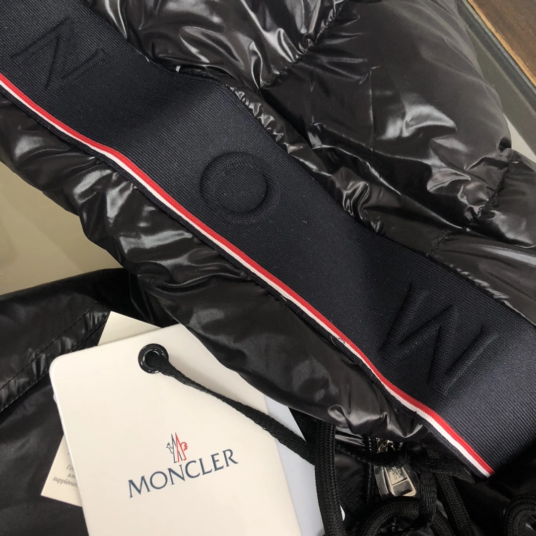 Brand-original Moncler Down Jackets
