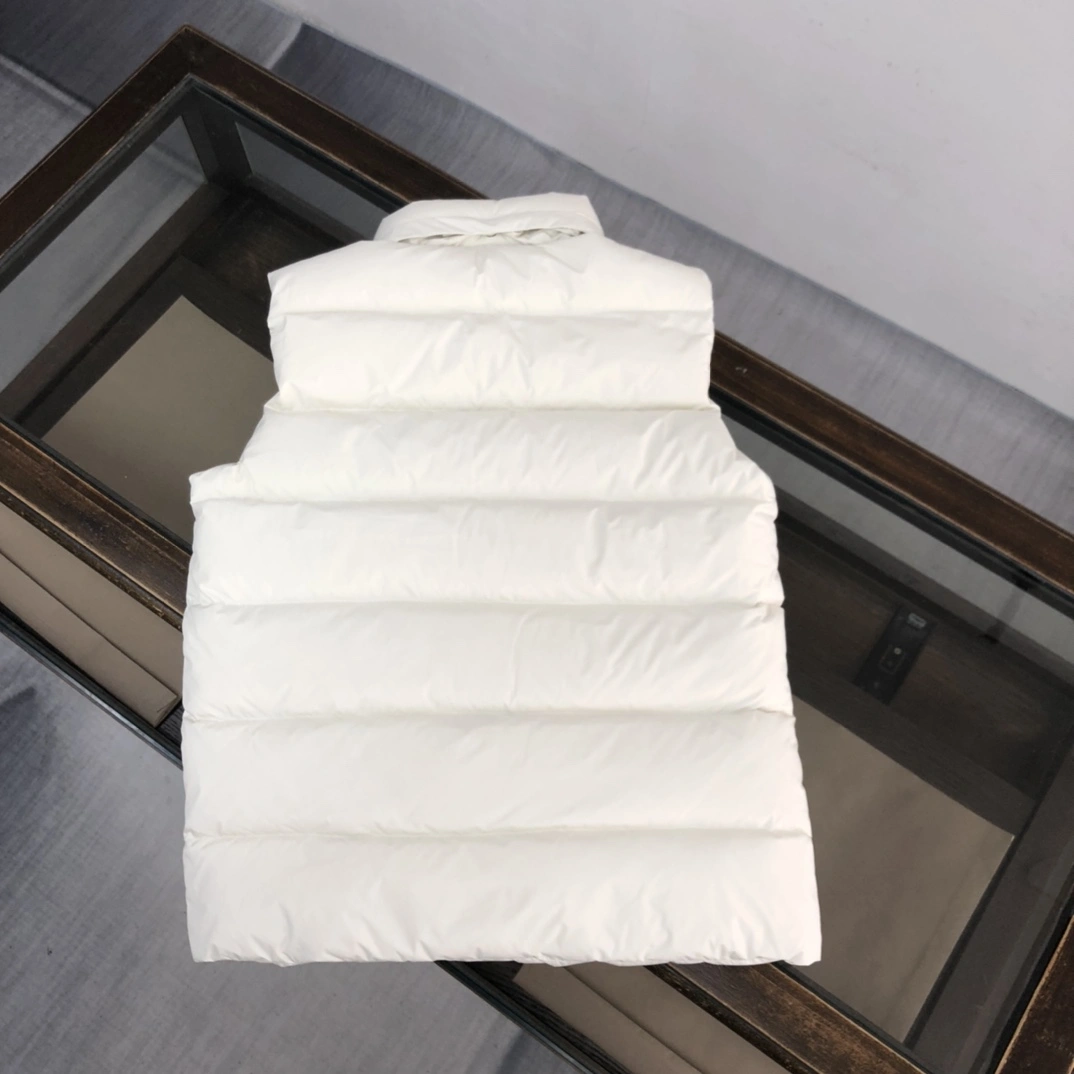 Accurate model Moncler Down Jackets