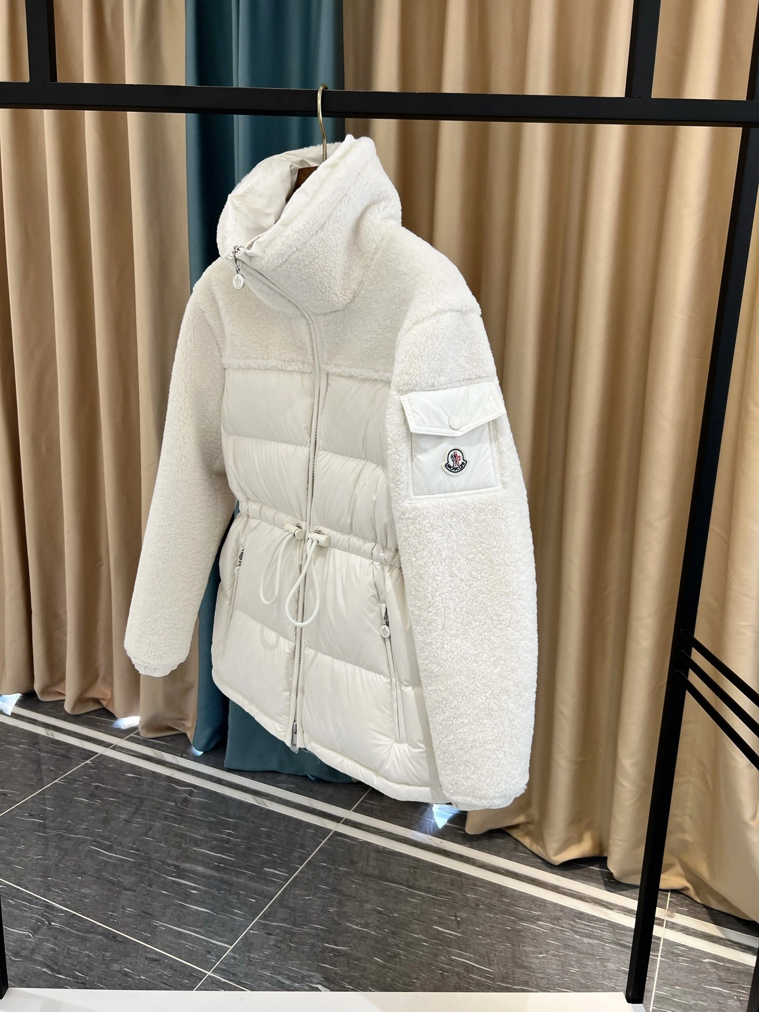 Cut-rate Moncler Down Jackets