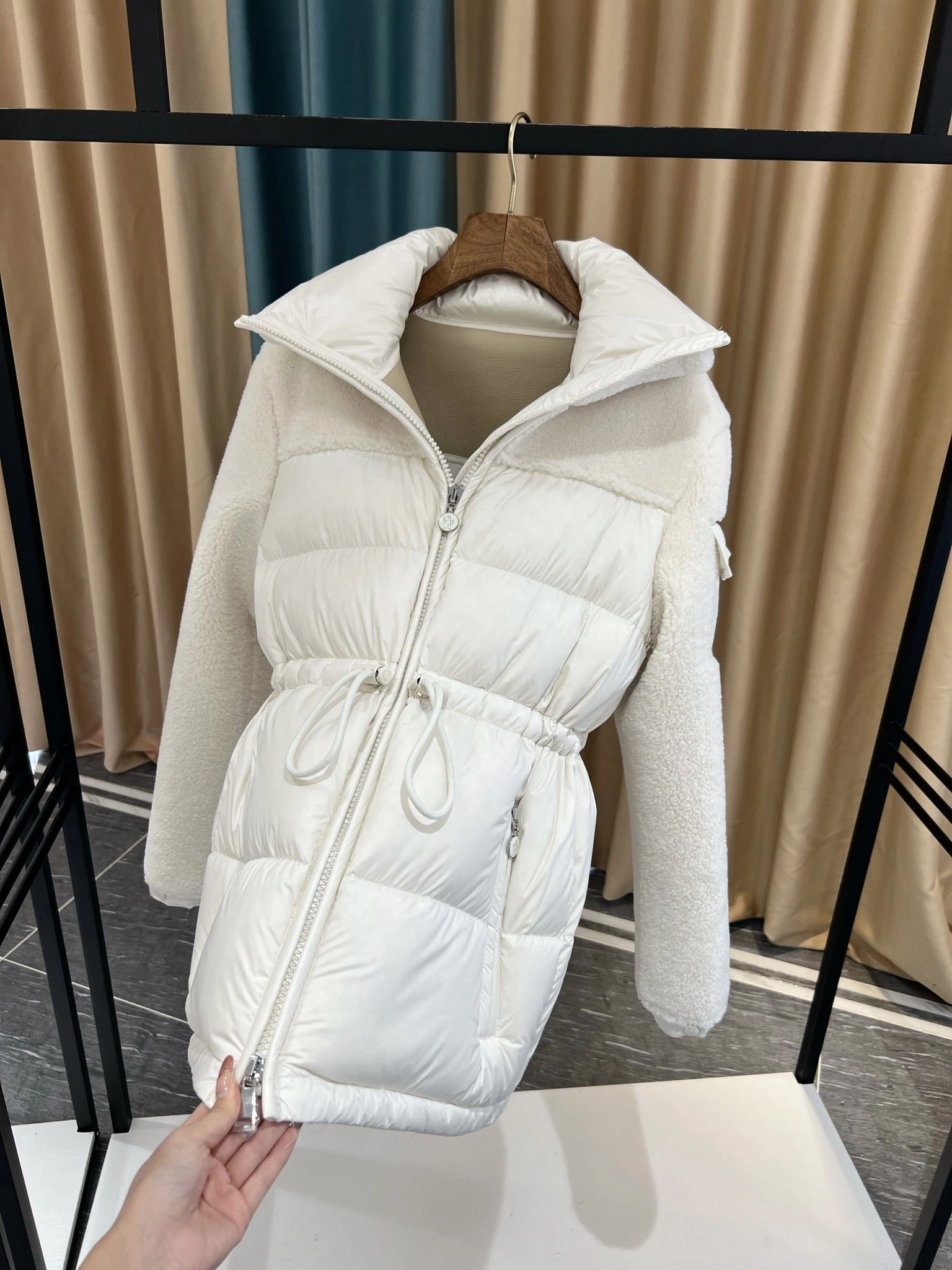 Cut-rate Moncler Down Jackets