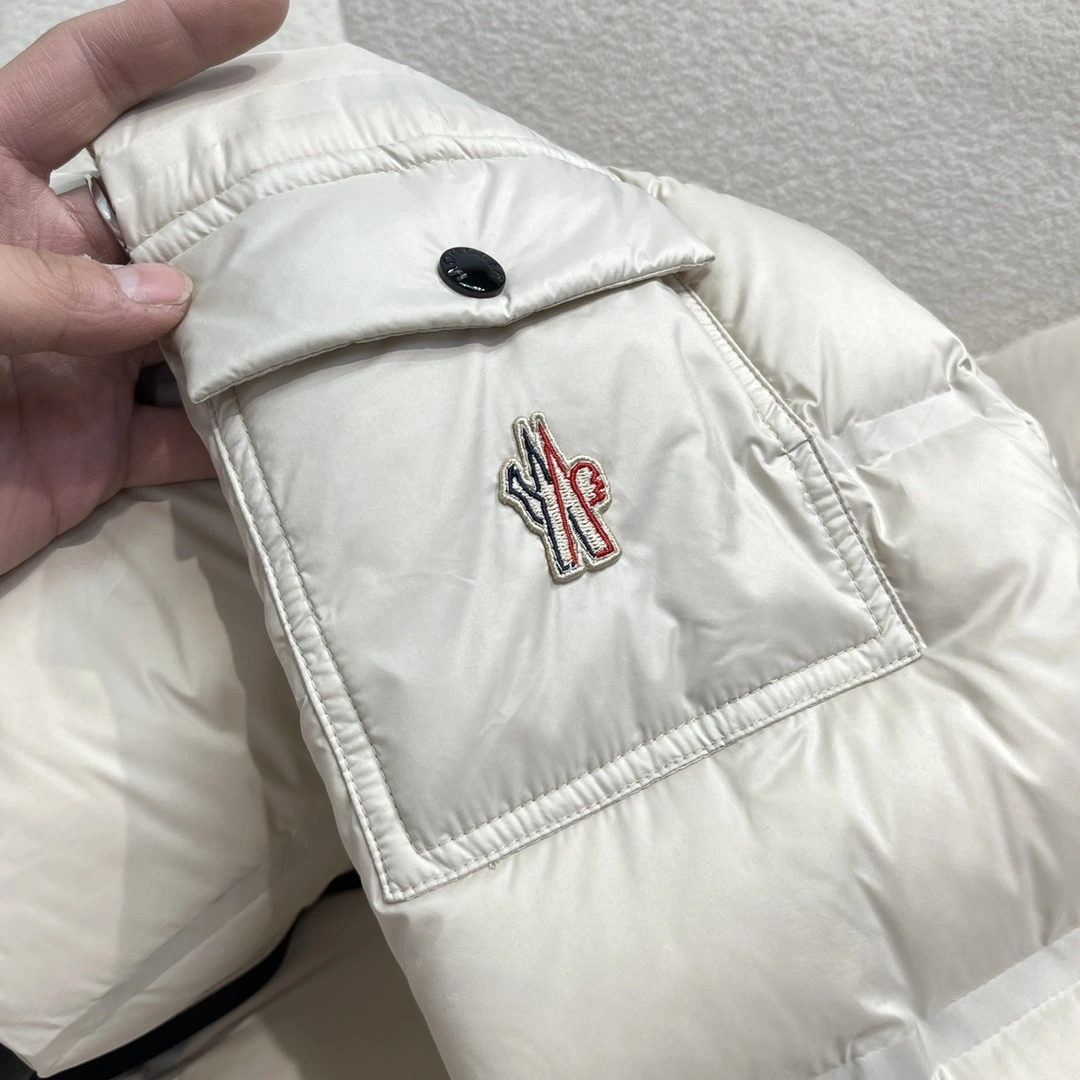 High fidelity Moncler Down Jackets