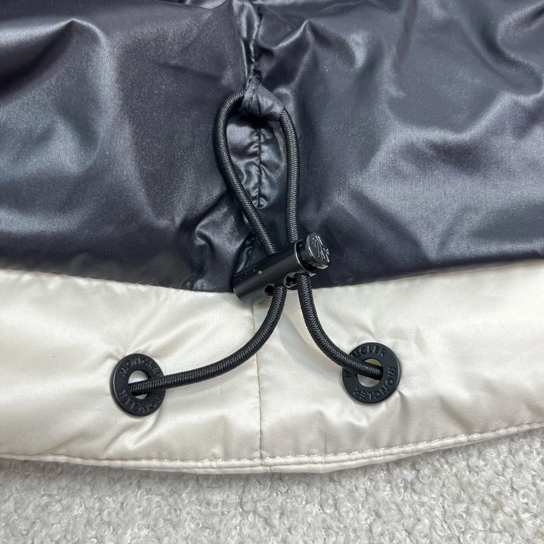 High fidelity Moncler Down Jackets