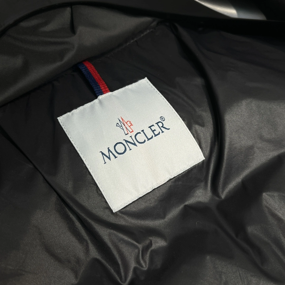 Exact replica Moncler Down Jackets