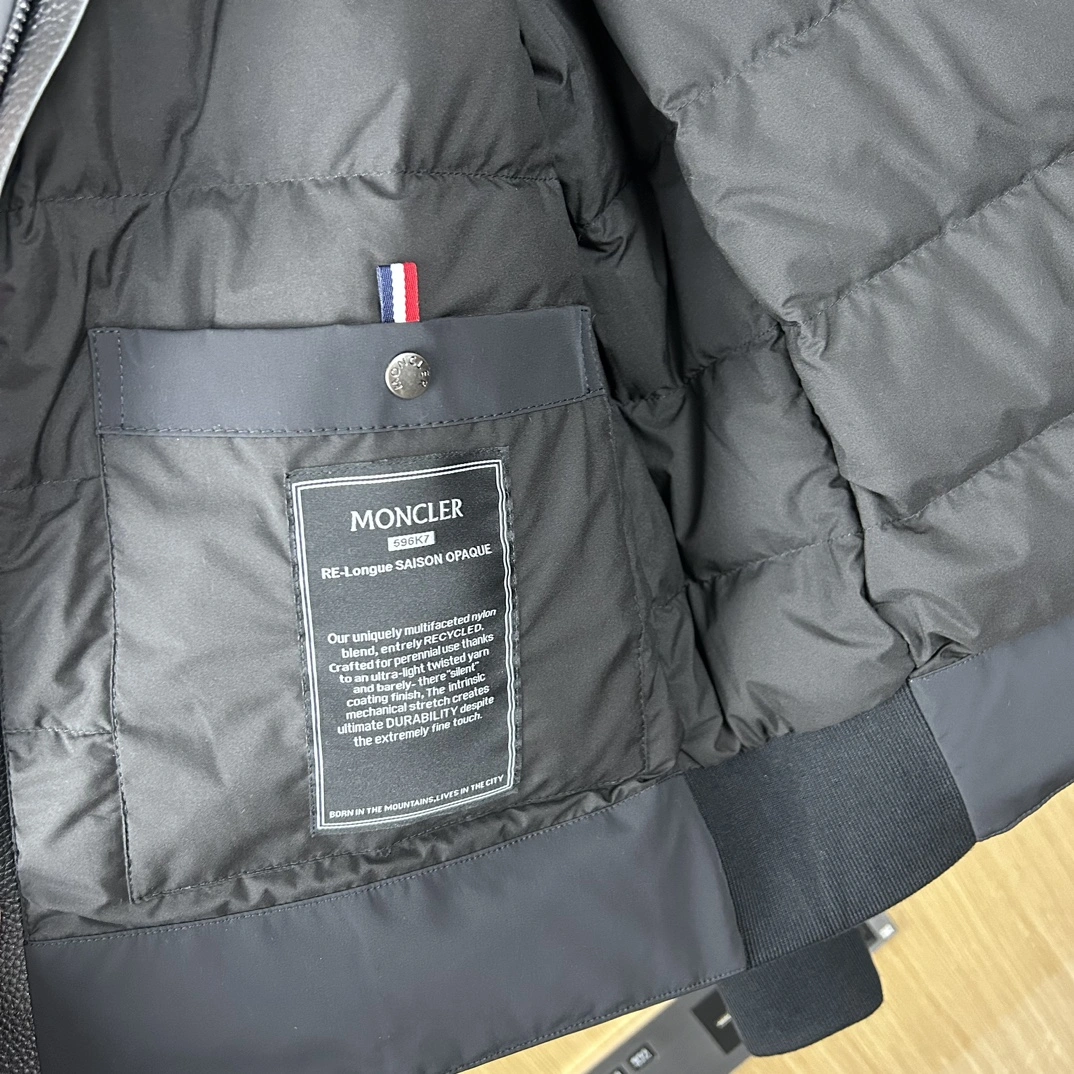 High fidelity Moncler Down Jackets