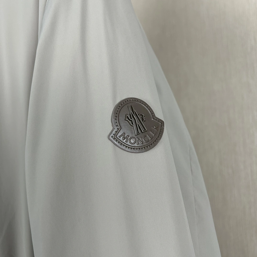 Top mirror Moncler Down Jackets
