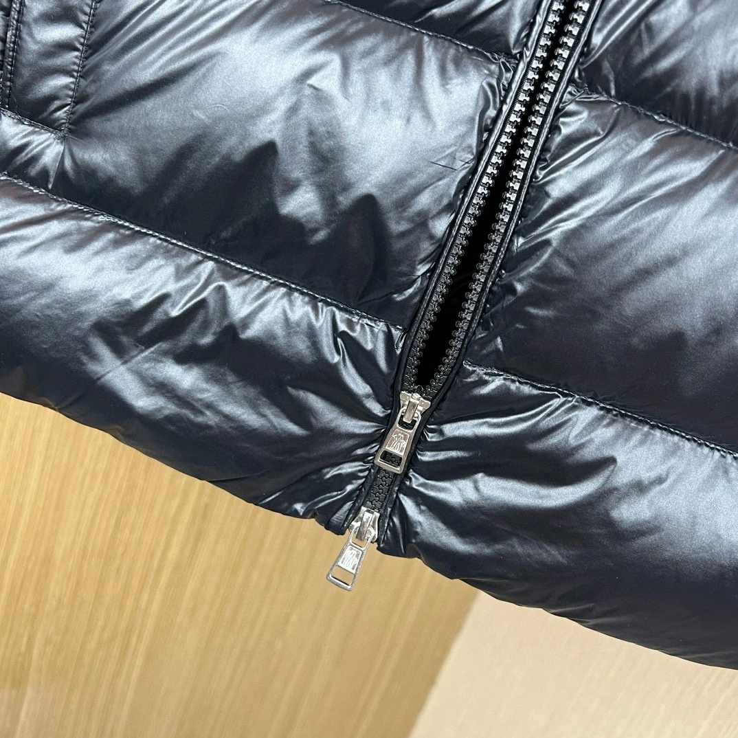 Brand-original Moncler Down Jackets