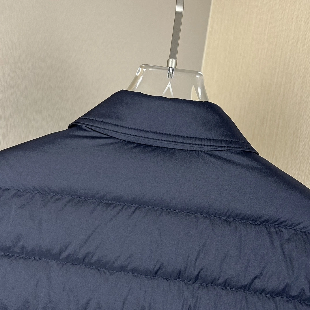 Exact replica Moncler Down Jackets