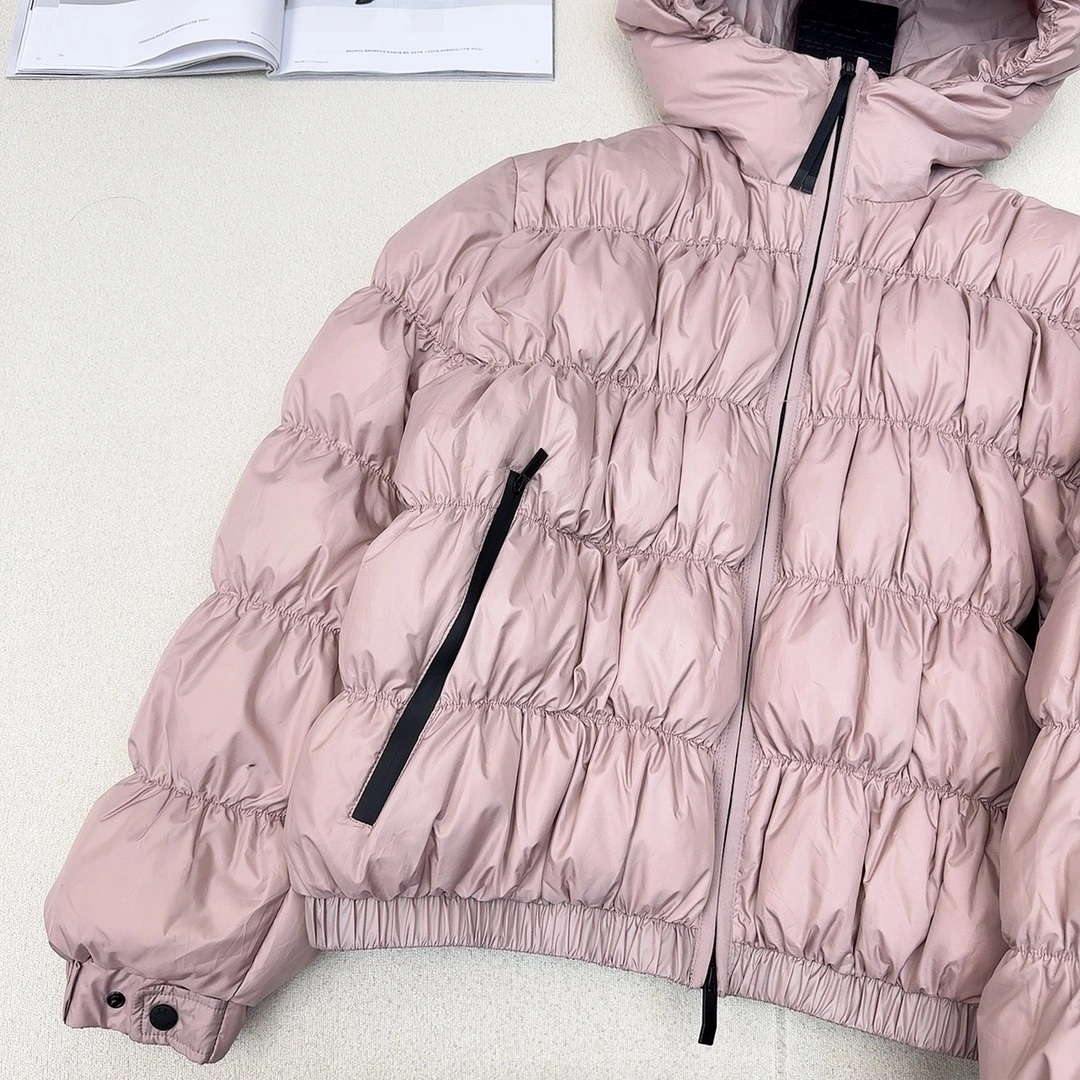 Accurate model Moncler Down Jackets