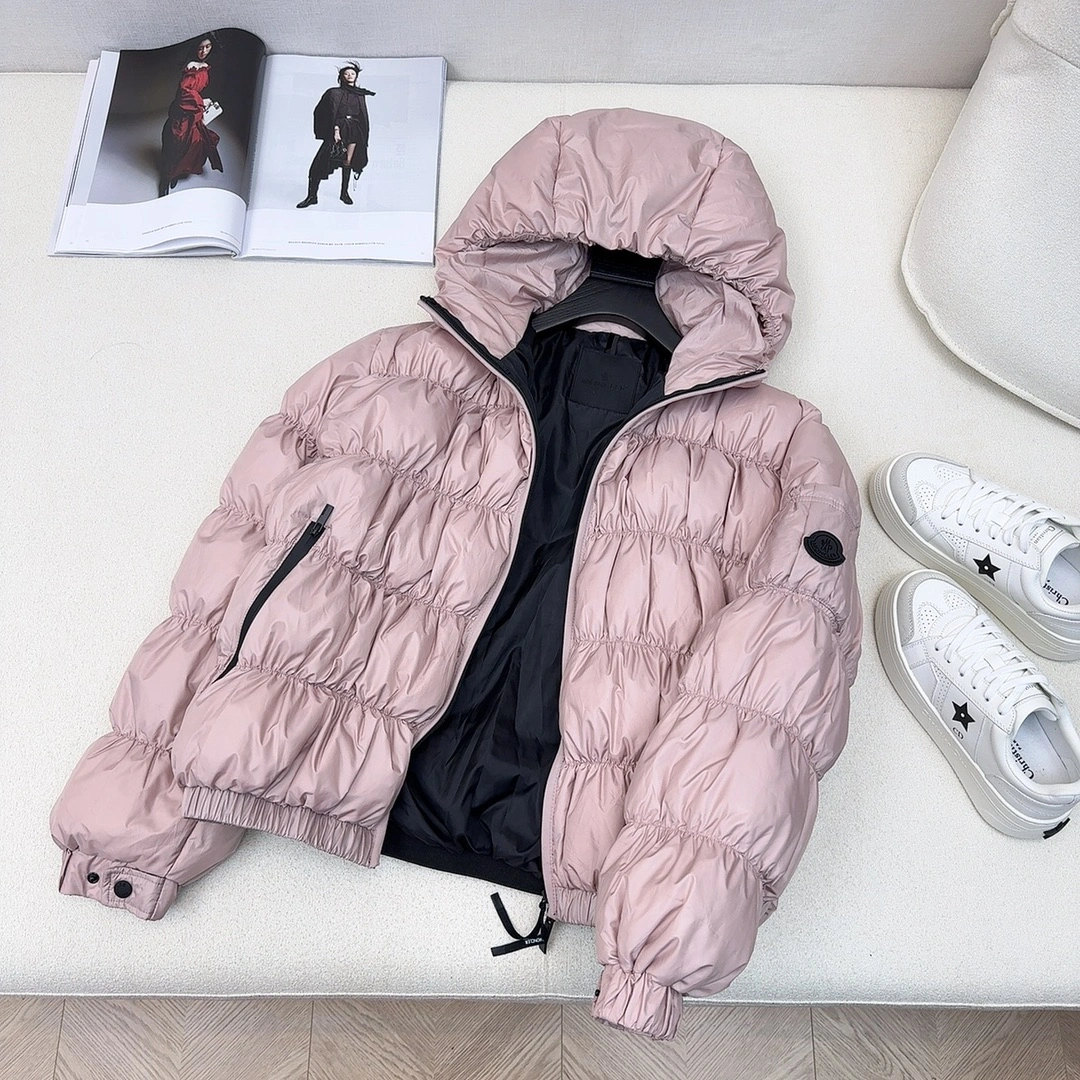 Accurate model Moncler Down Jackets