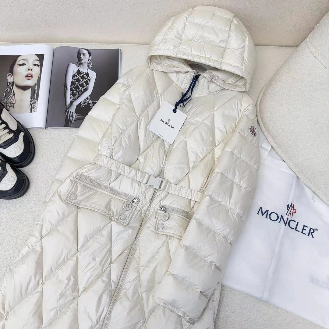 Inexpensive Moncler Down Jackets
