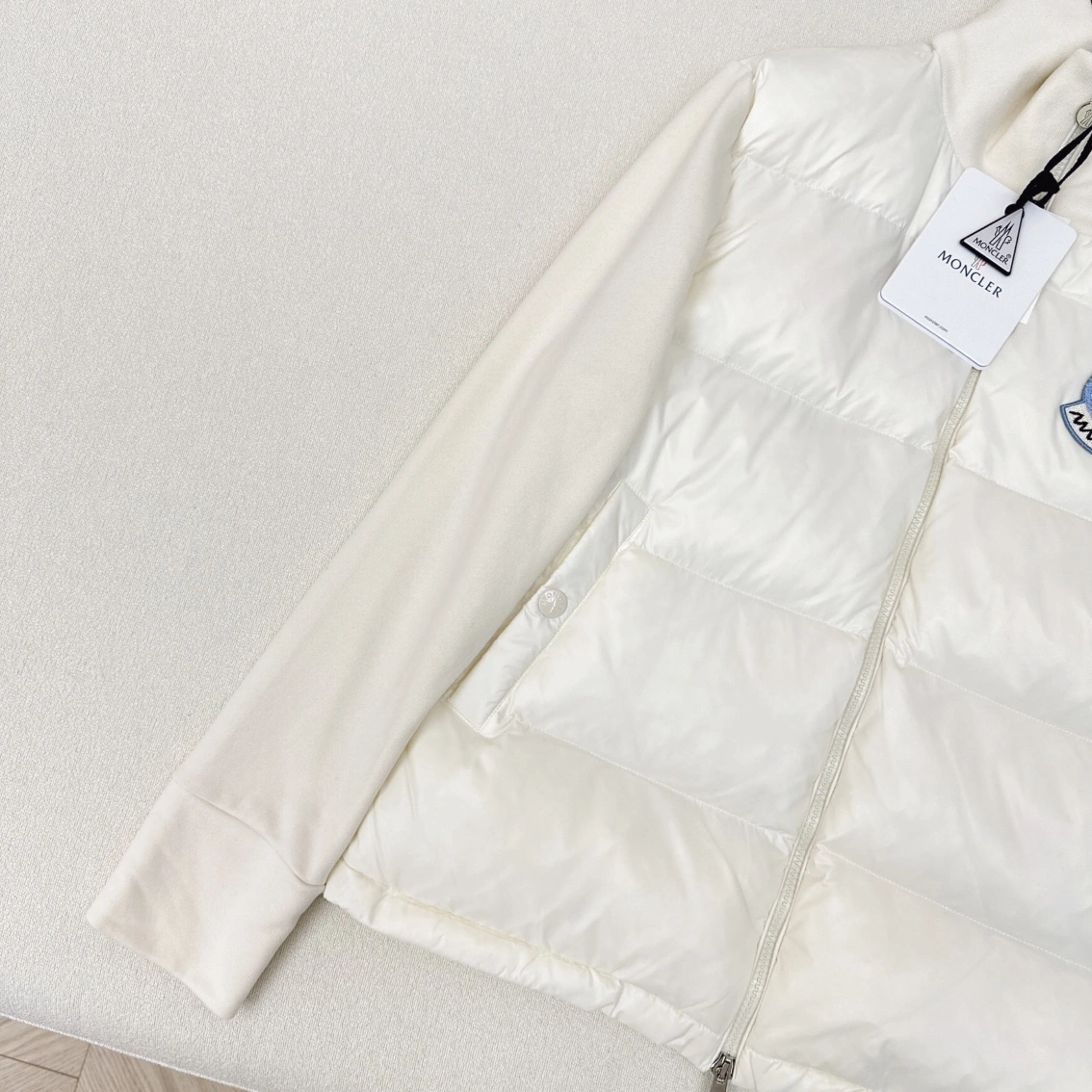 Inexpensive Moncler Down Jackets