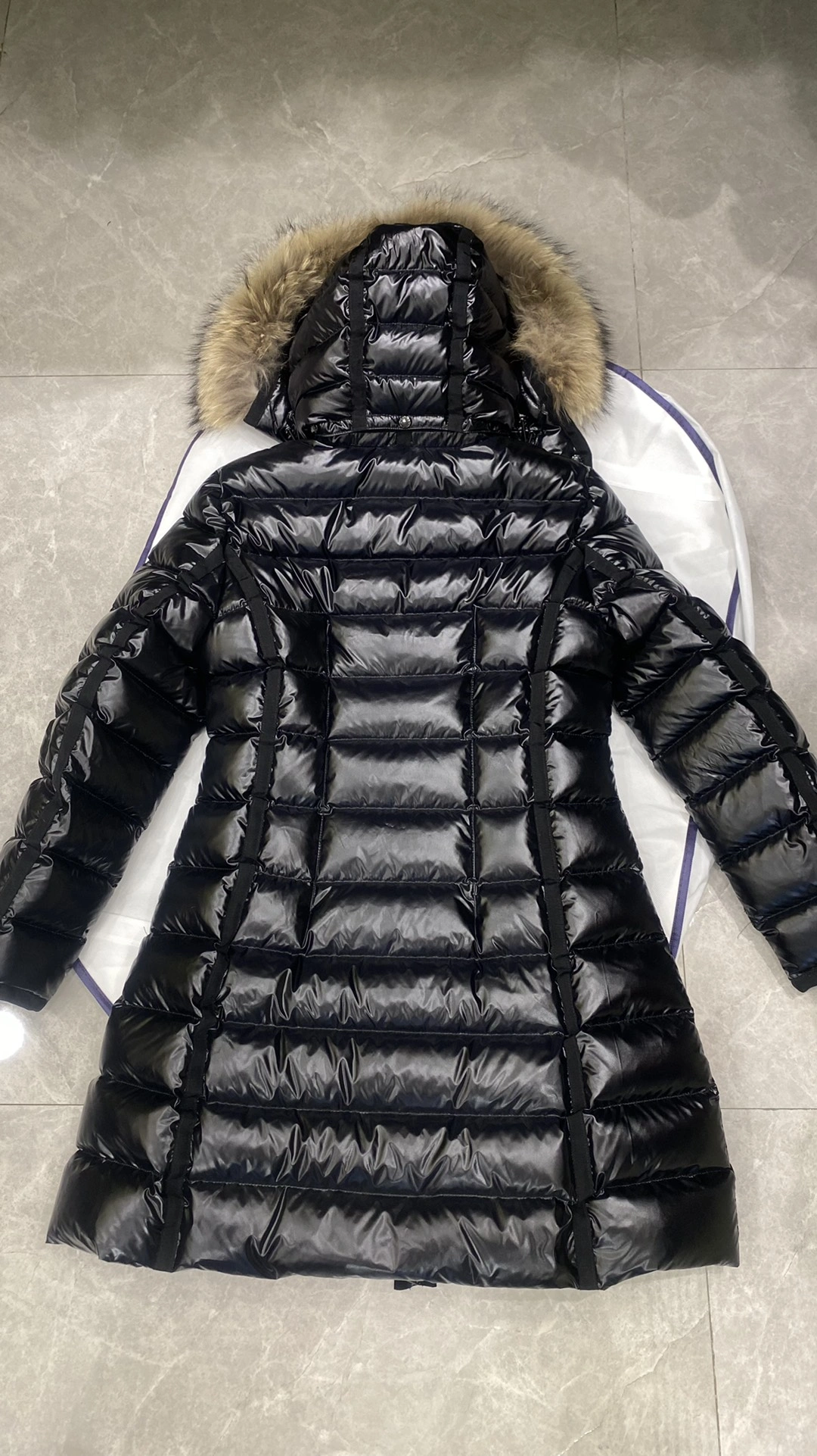 Low-cost Moncler Down Jackets