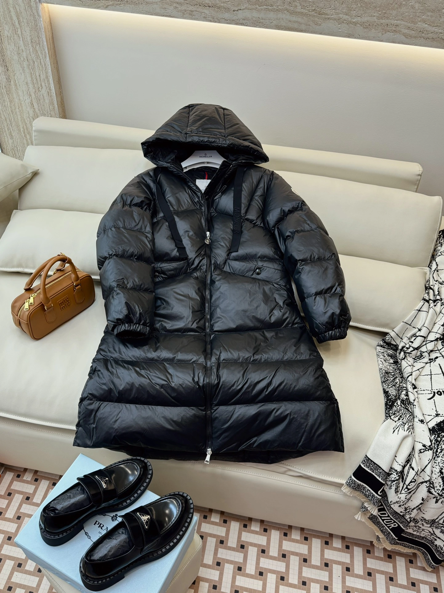 Inexpensive Moncler Down Jackets
