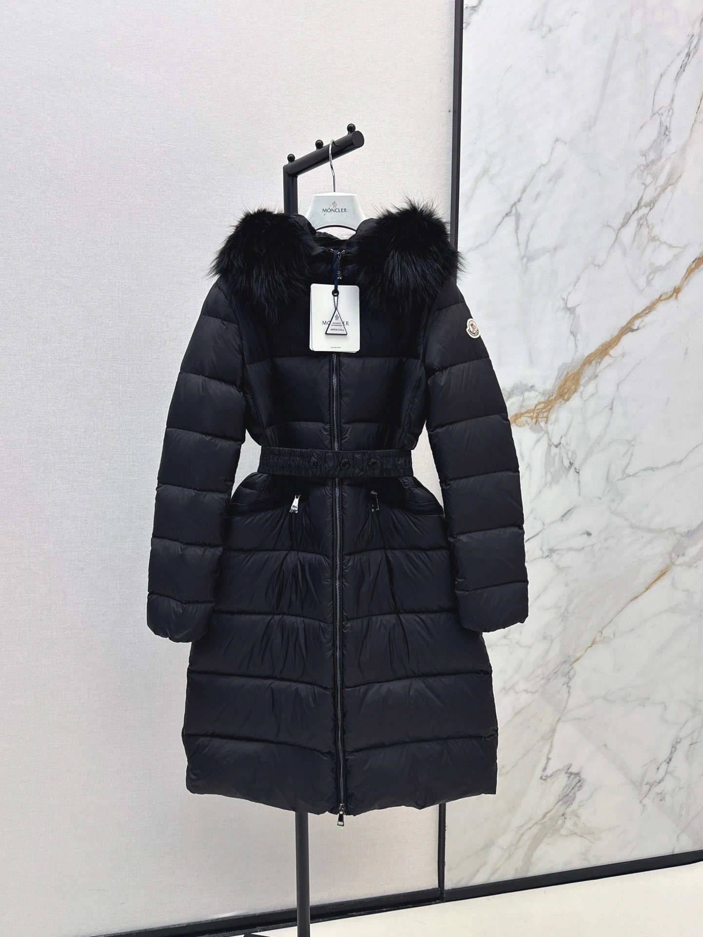 Bargain Moncler Down Jackets