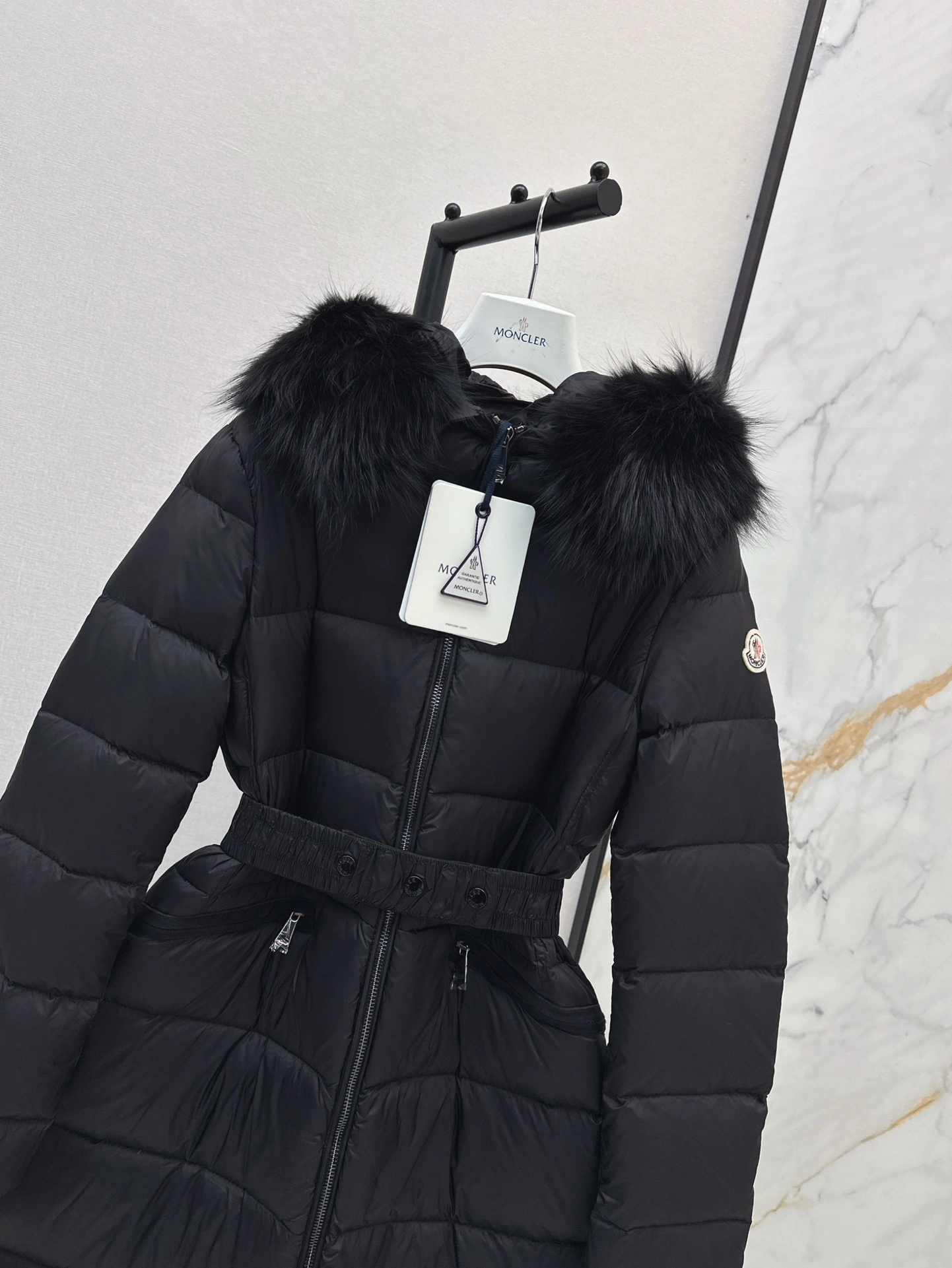 Bargain Moncler Down Jackets