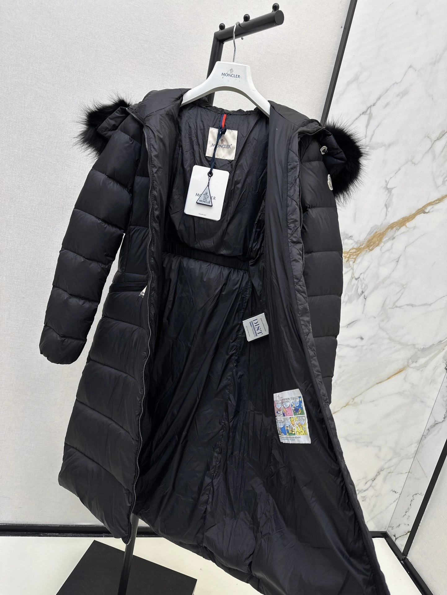 Bargain Moncler Down Jackets