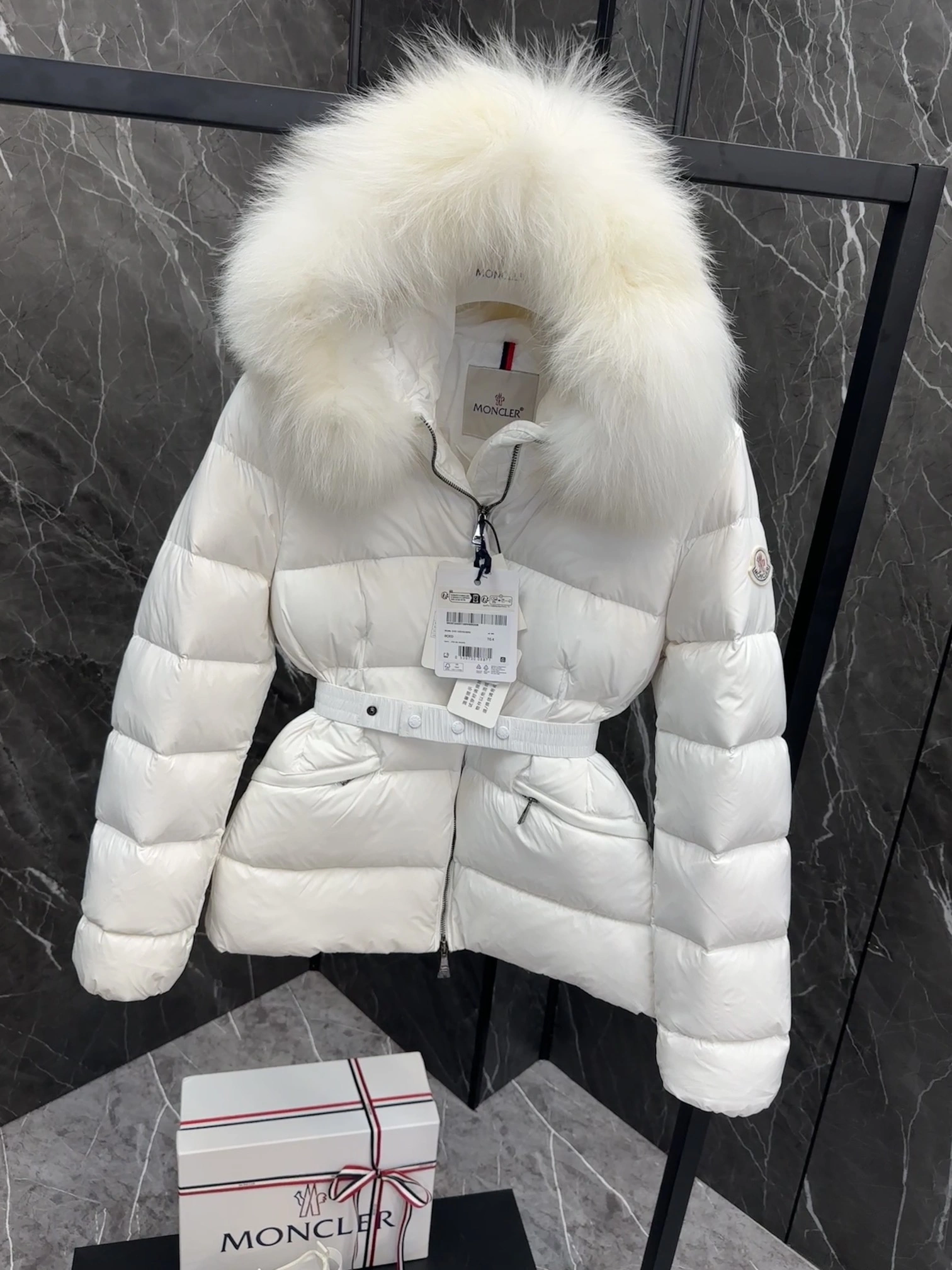 Cut-rate Moncler Down Jackets