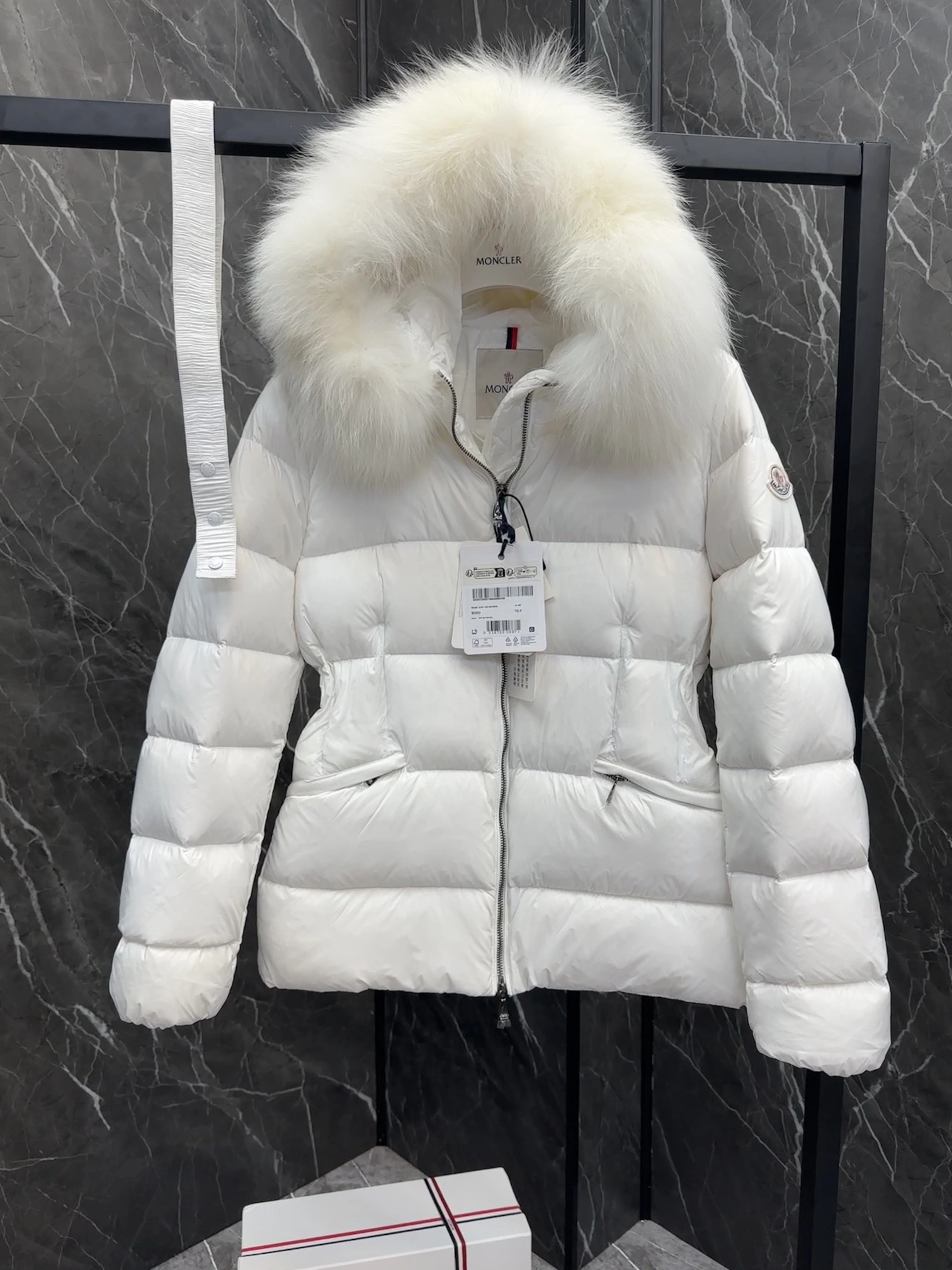 Cut-rate Moncler Down Jackets