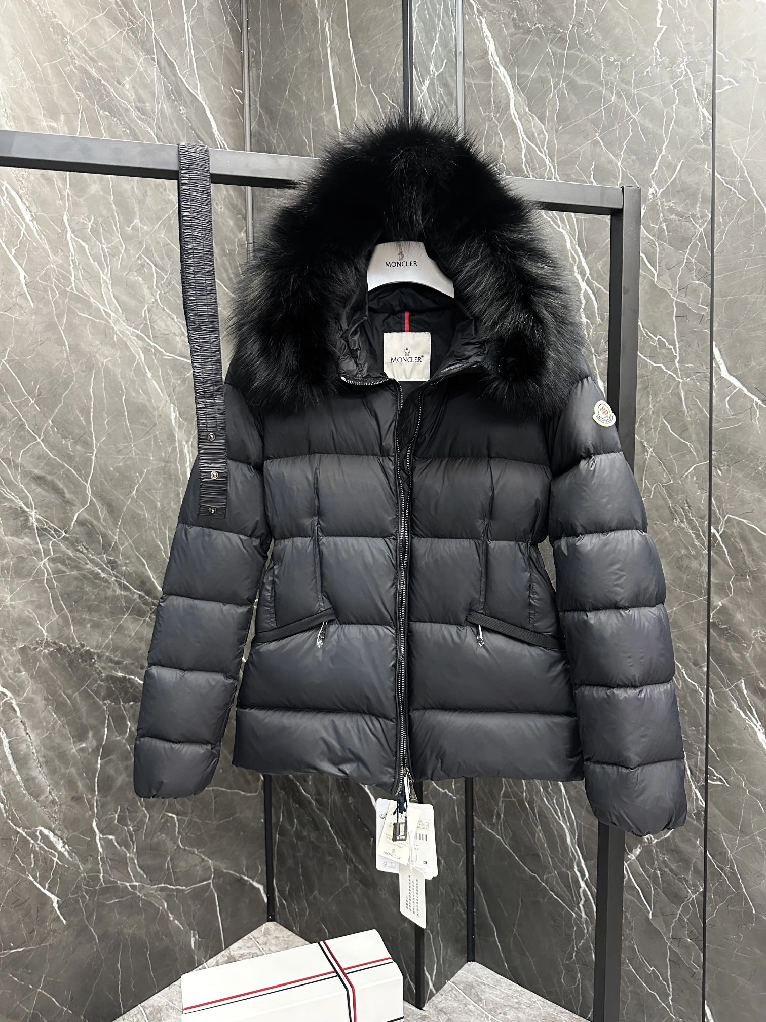 Exact replica Moncler Down Jackets