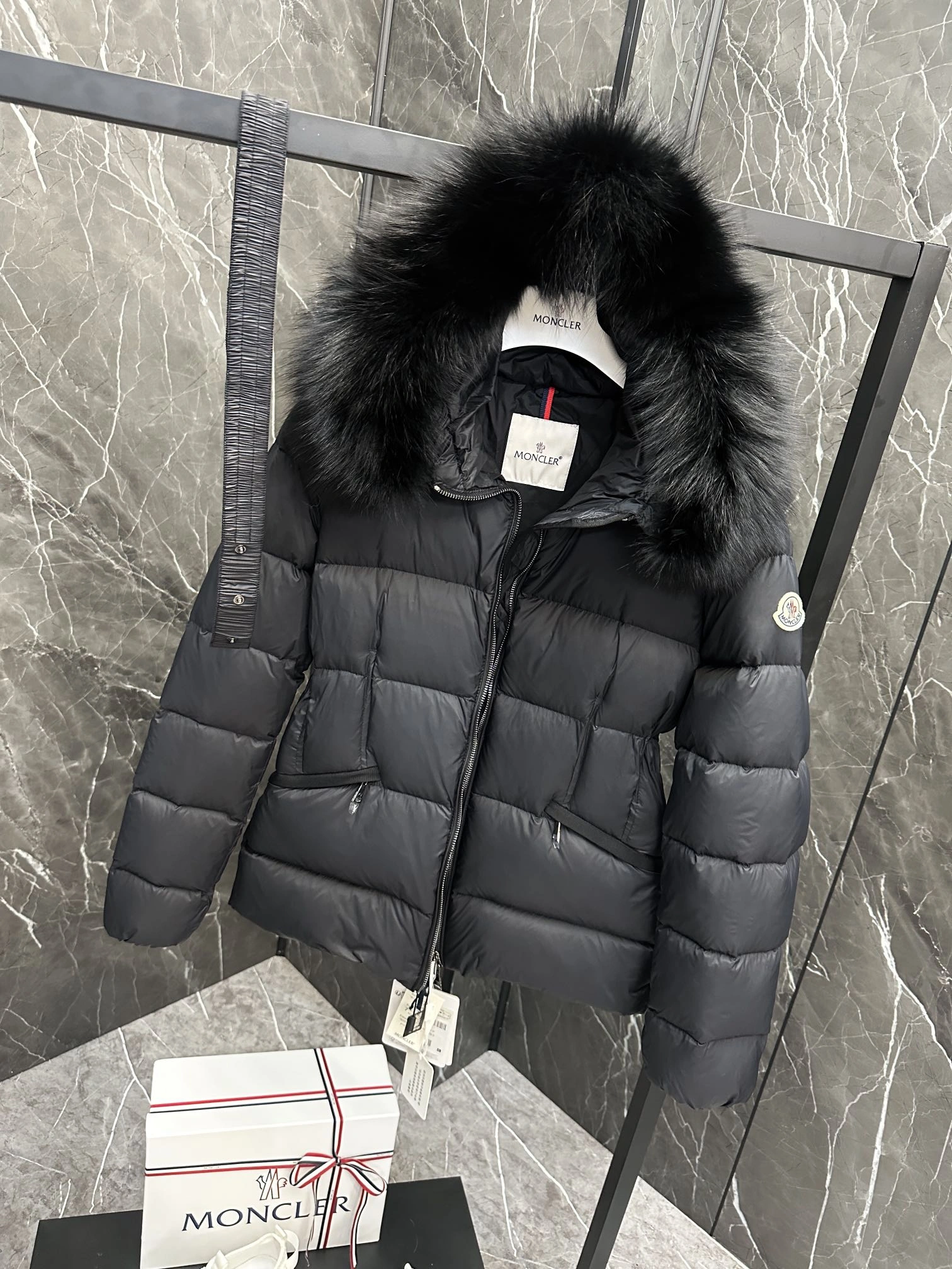 Exact replica Moncler Down Jackets