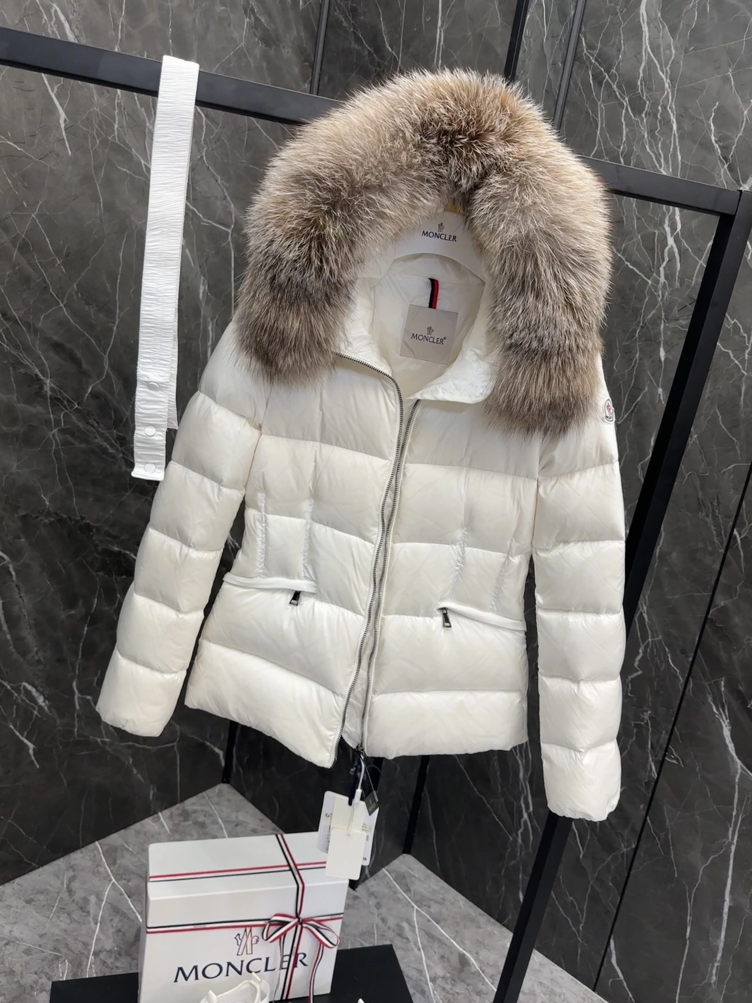 Brand-original Moncler Down Jackets