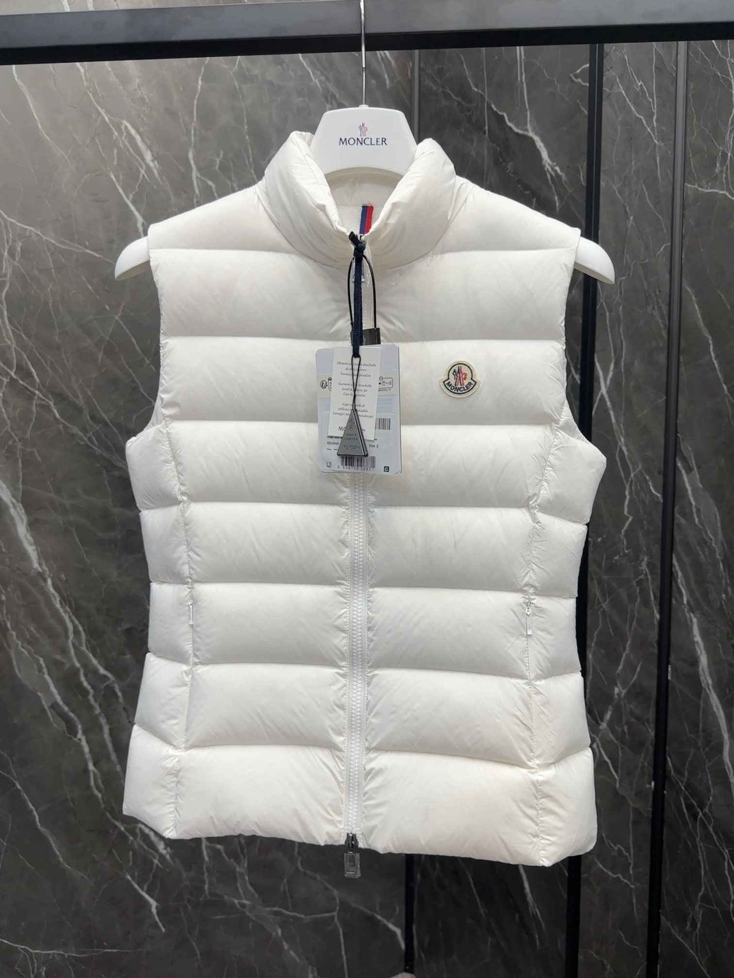 High accuracy Moncler Down Jackets