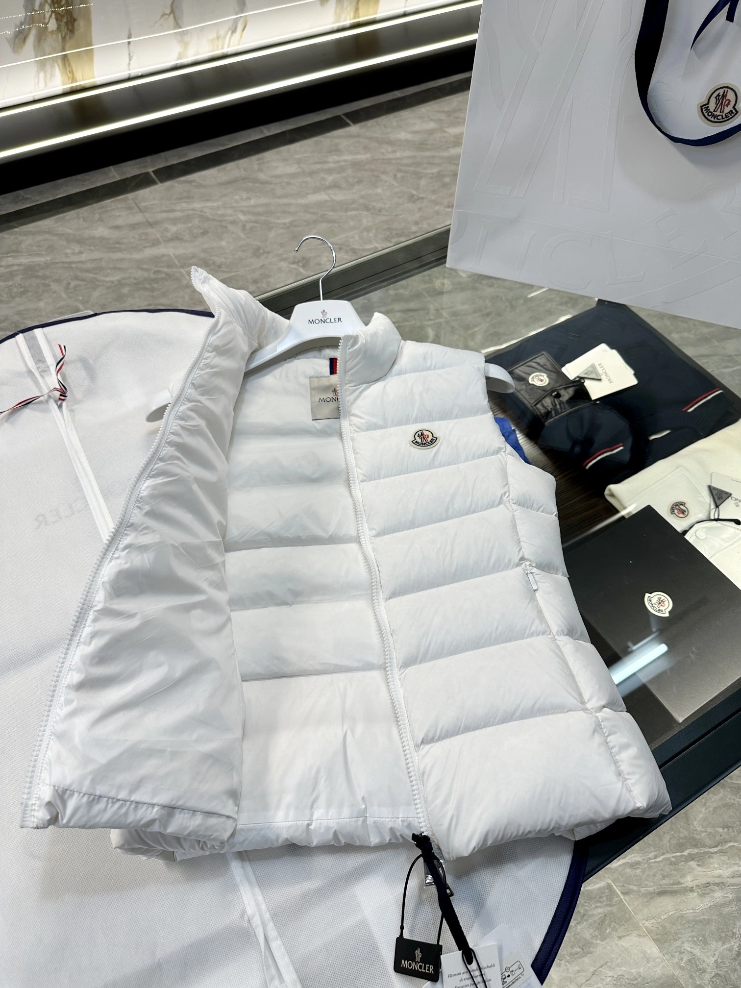 High accuracy Moncler Down Jackets