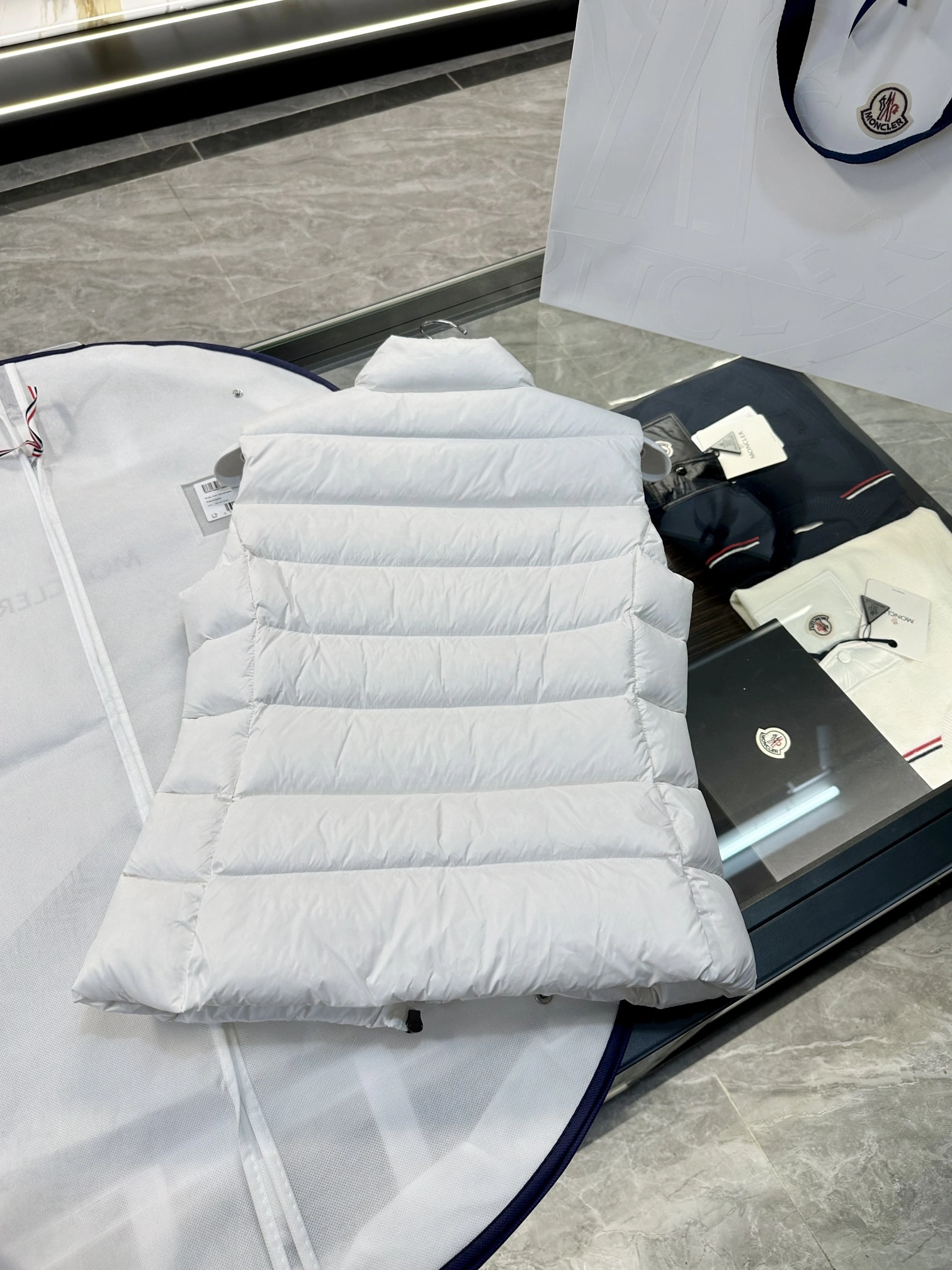 High accuracy Moncler Down Jackets