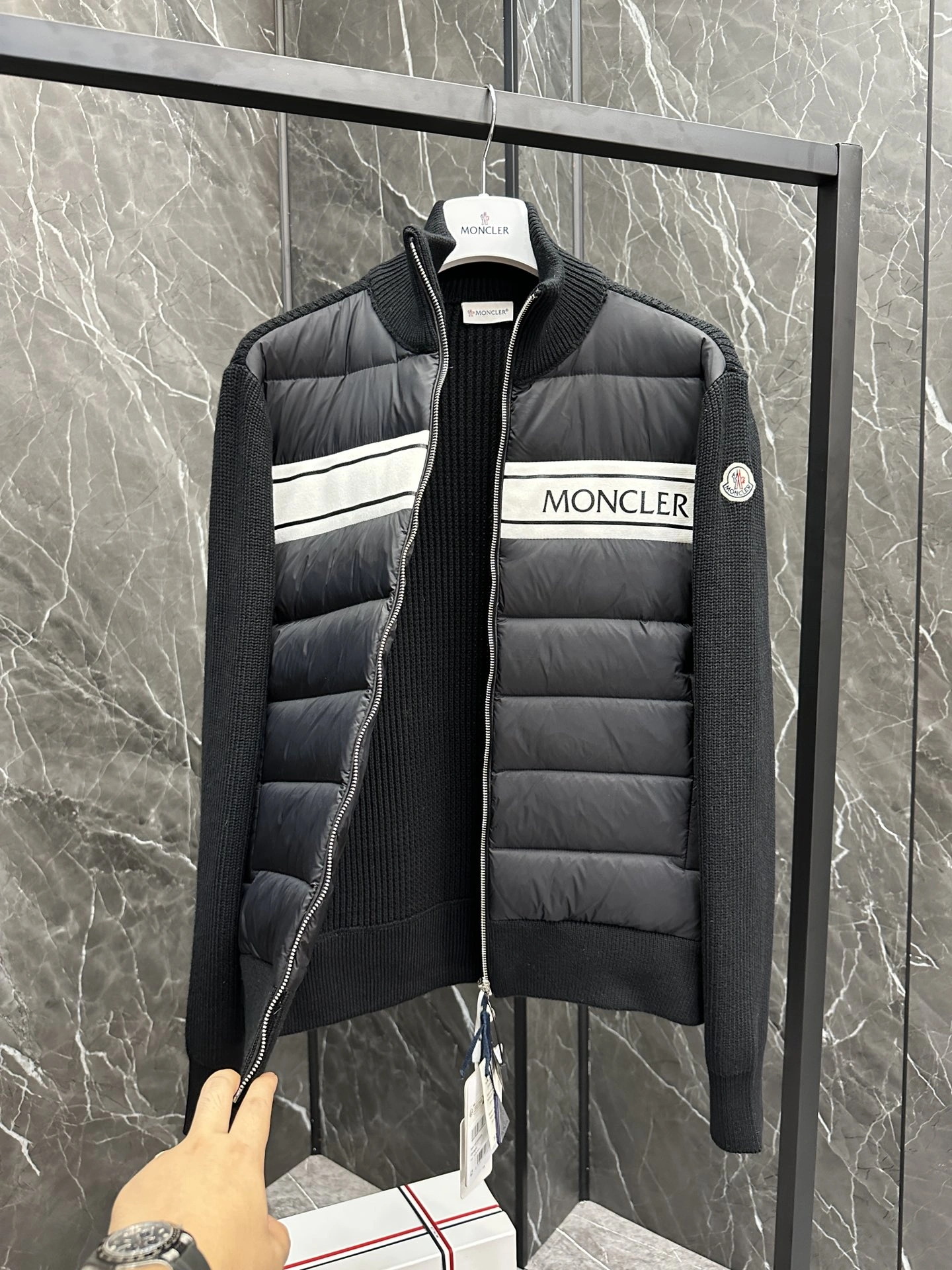 Top mirror Moncler Down Jackets