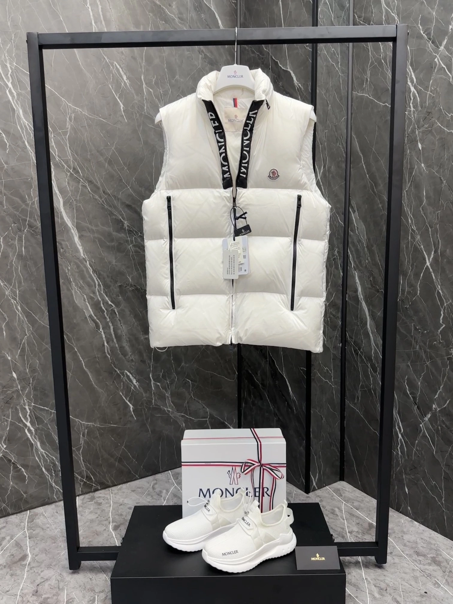 Exact replica Moncler Down Jackets